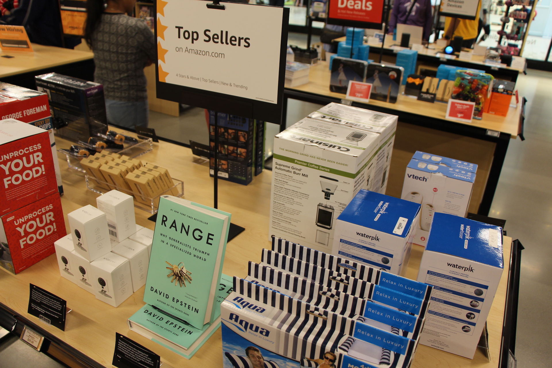 Inside the new Amazon 4-star shop in the Natick Mall - masslive.com