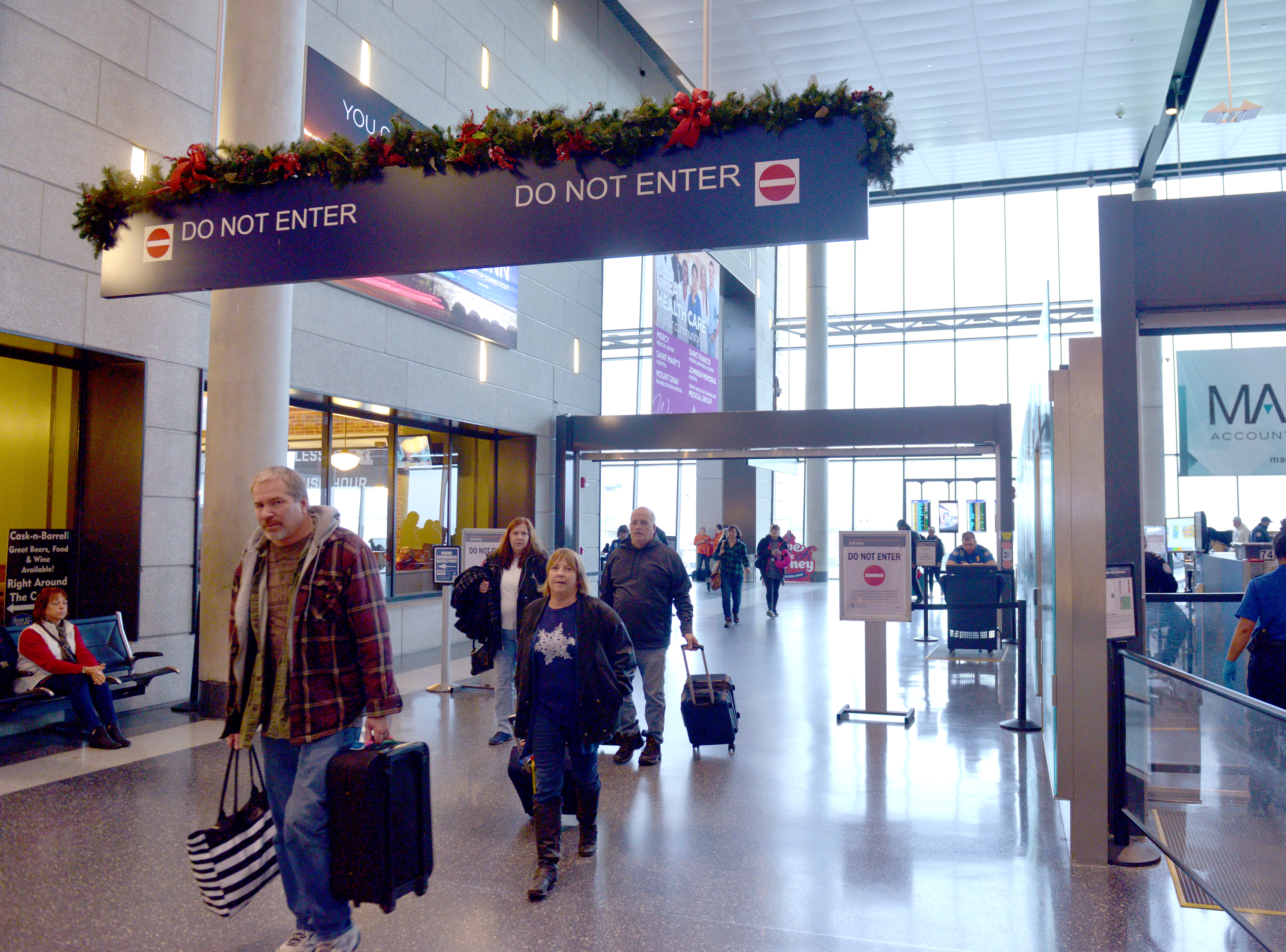 Bradley International Airport plans upgrades, added services in 2019 ...