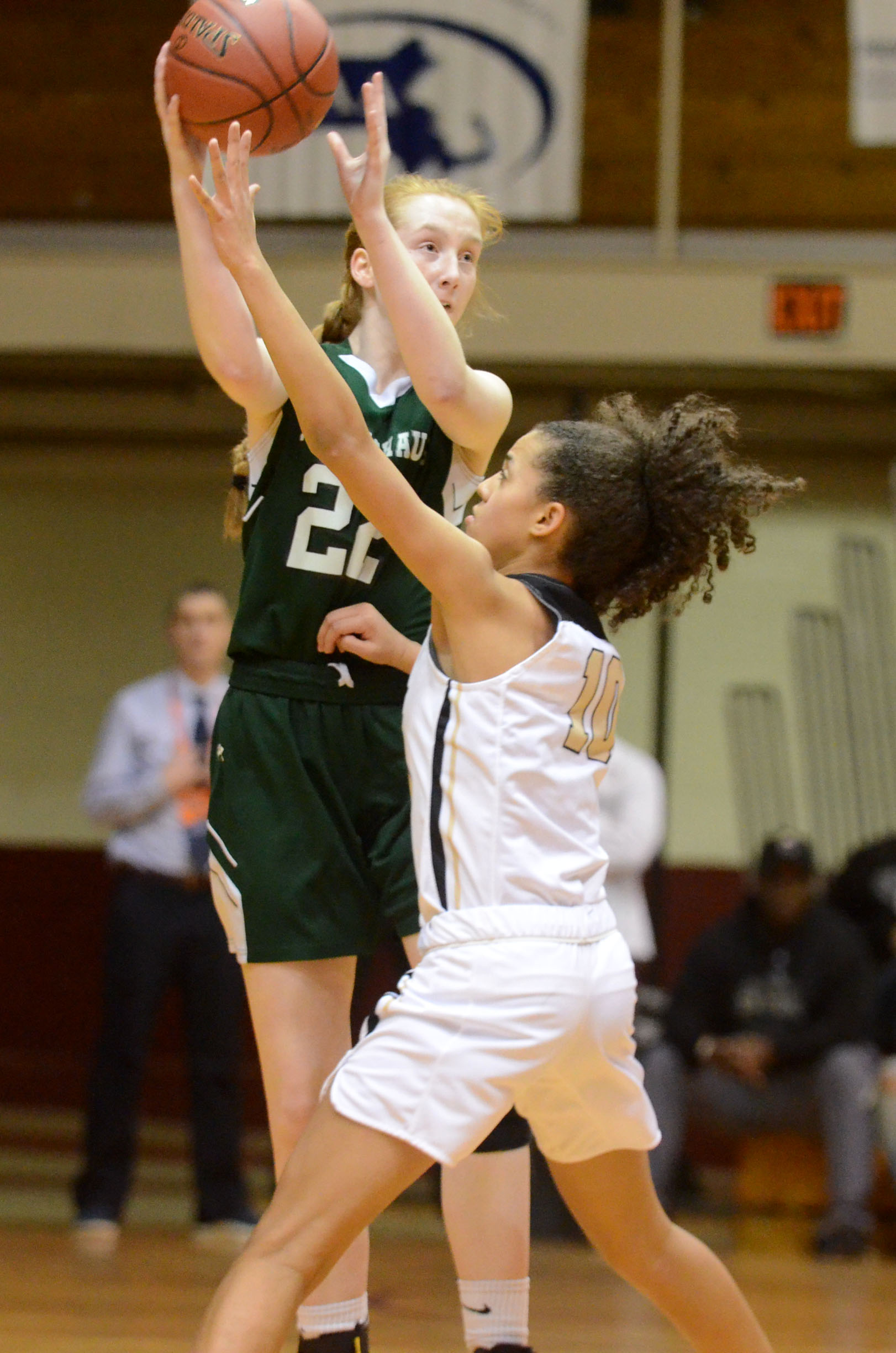 Minnechaug girls basketball defeats Central, claims WMass D-I crown ...