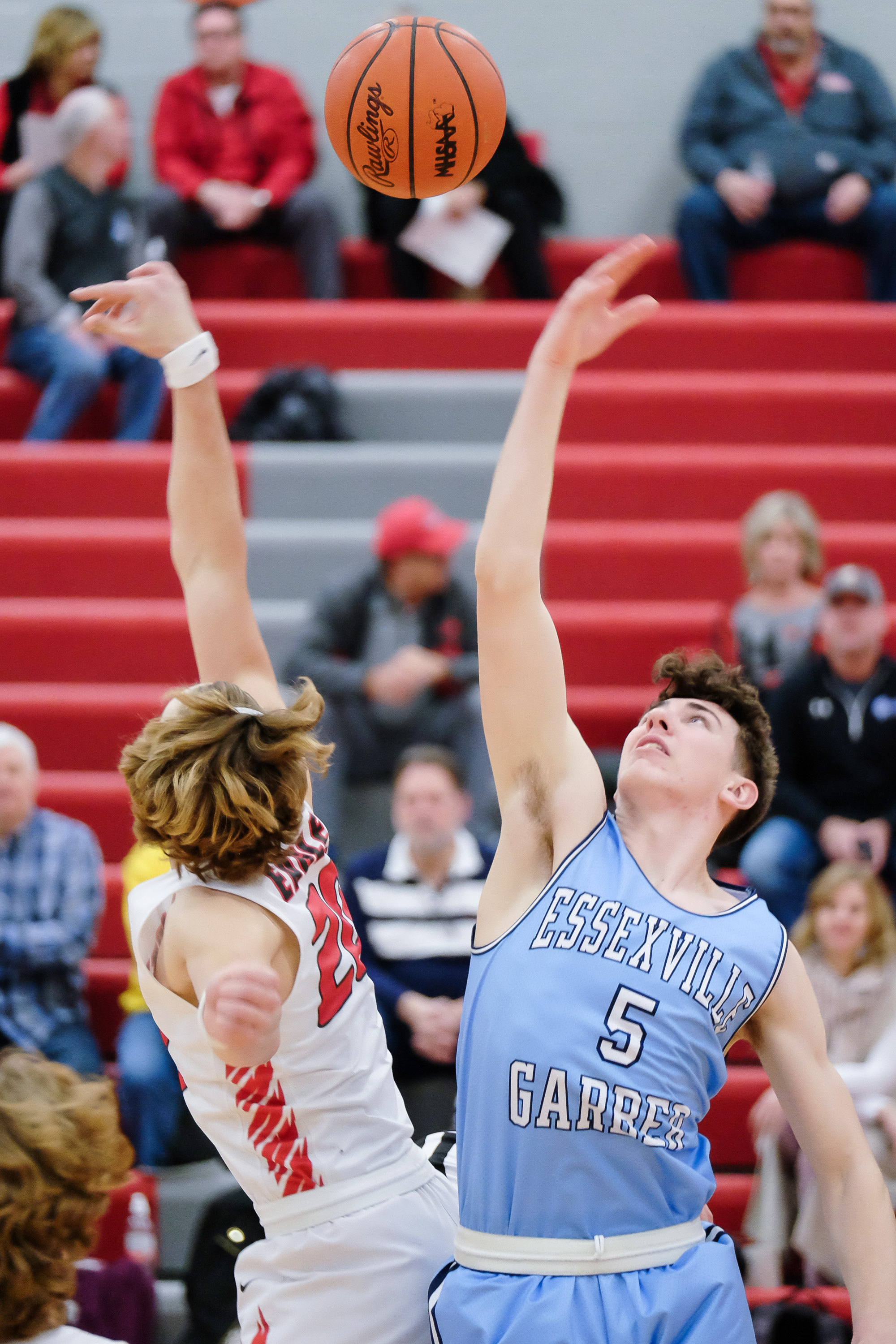Frankenmuth boys basketball defeats Garber 53-40 - mlive.com