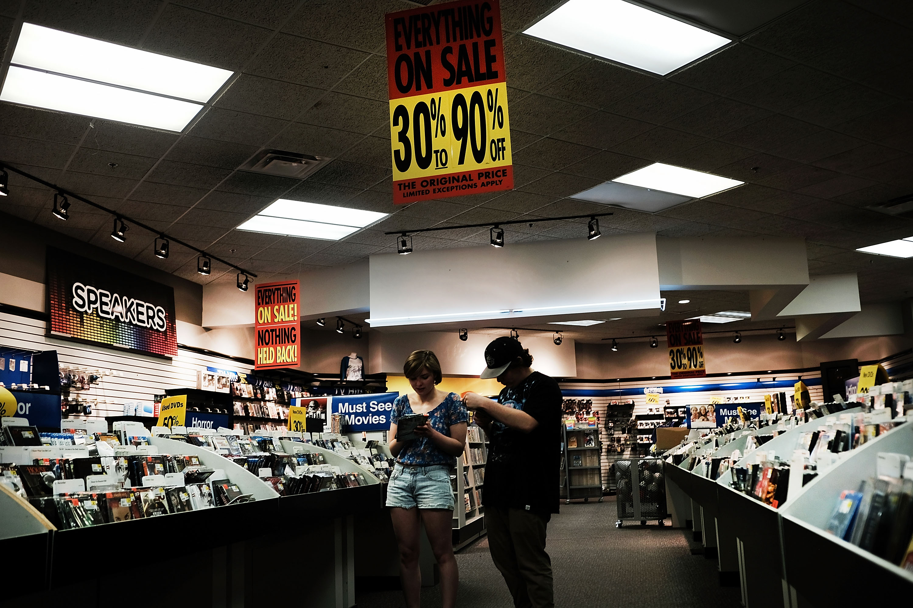 Schuylkill Mall shortly before its closure - pennlive.com