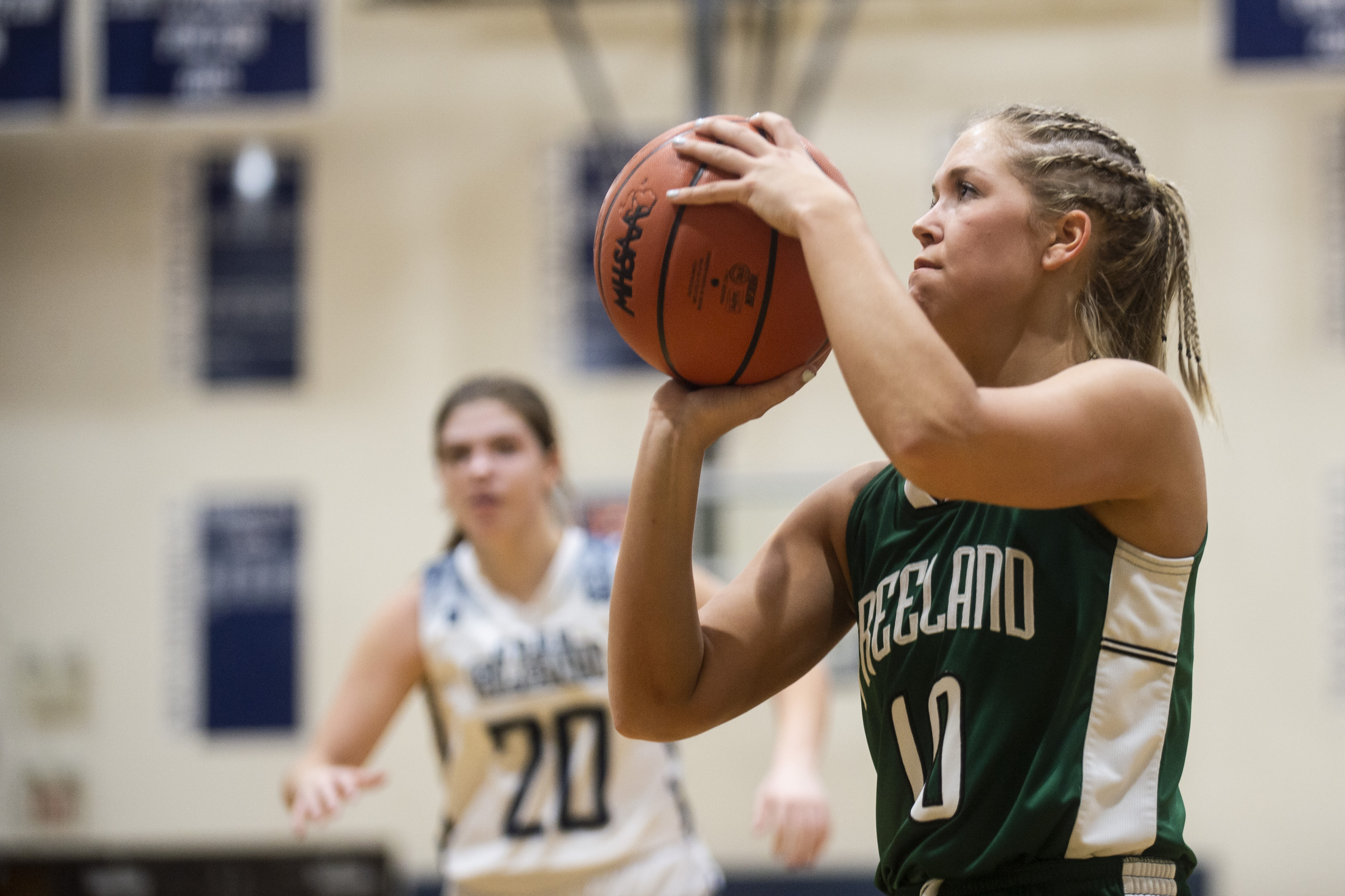 Freeland beats John Glenn to advance in Michigan high school basketball ...