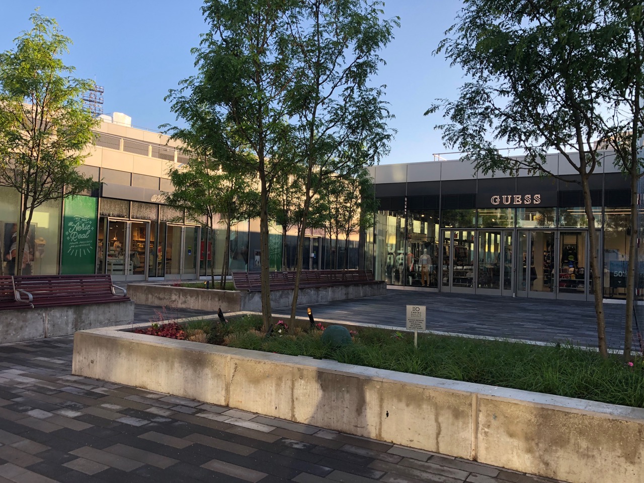 Explore the Empire Outlets with this photo walkthrough - silive.com
