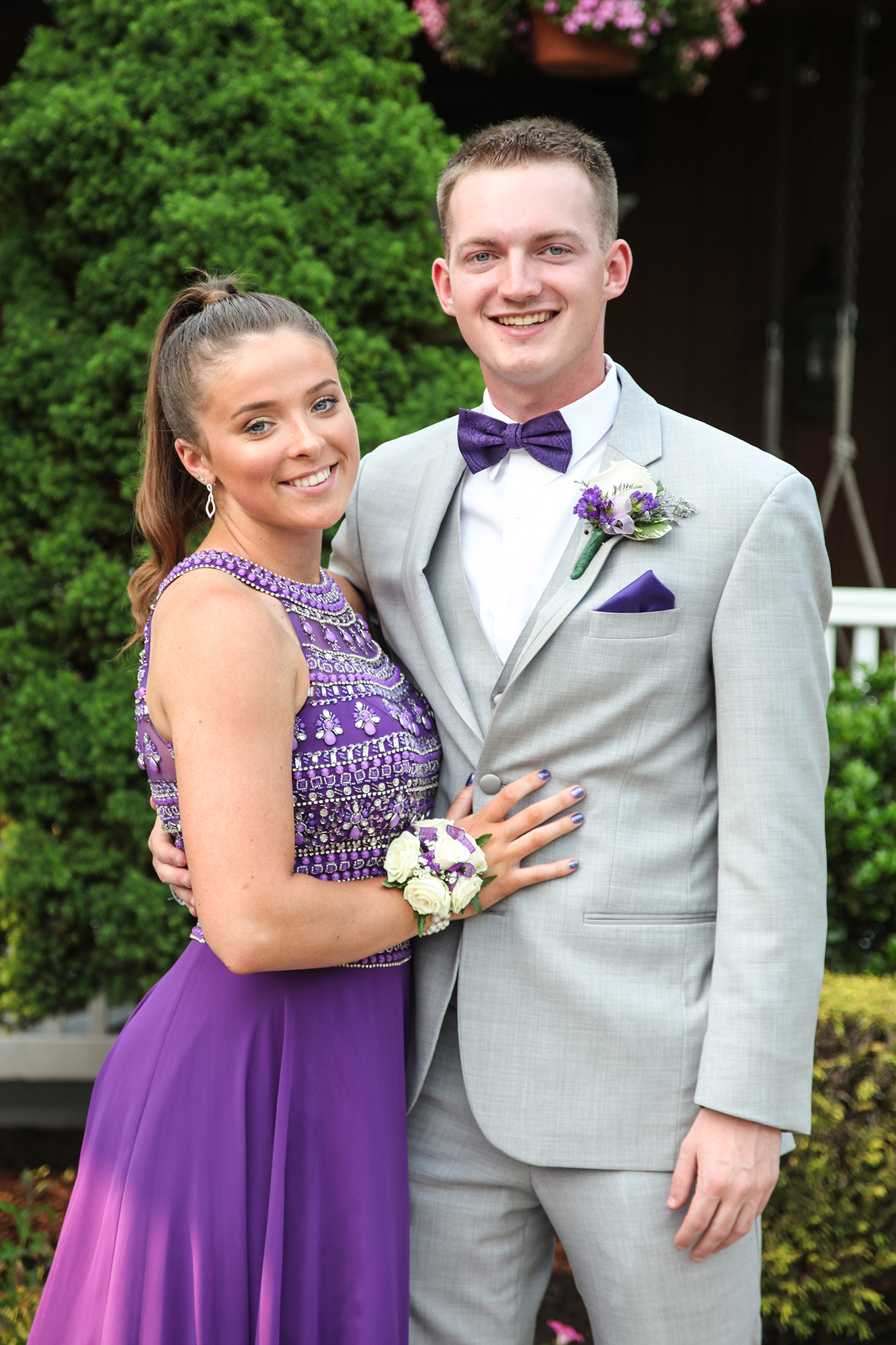 2019 Prom Photos: Chicopee Comp High School Senior prom at The Log ...