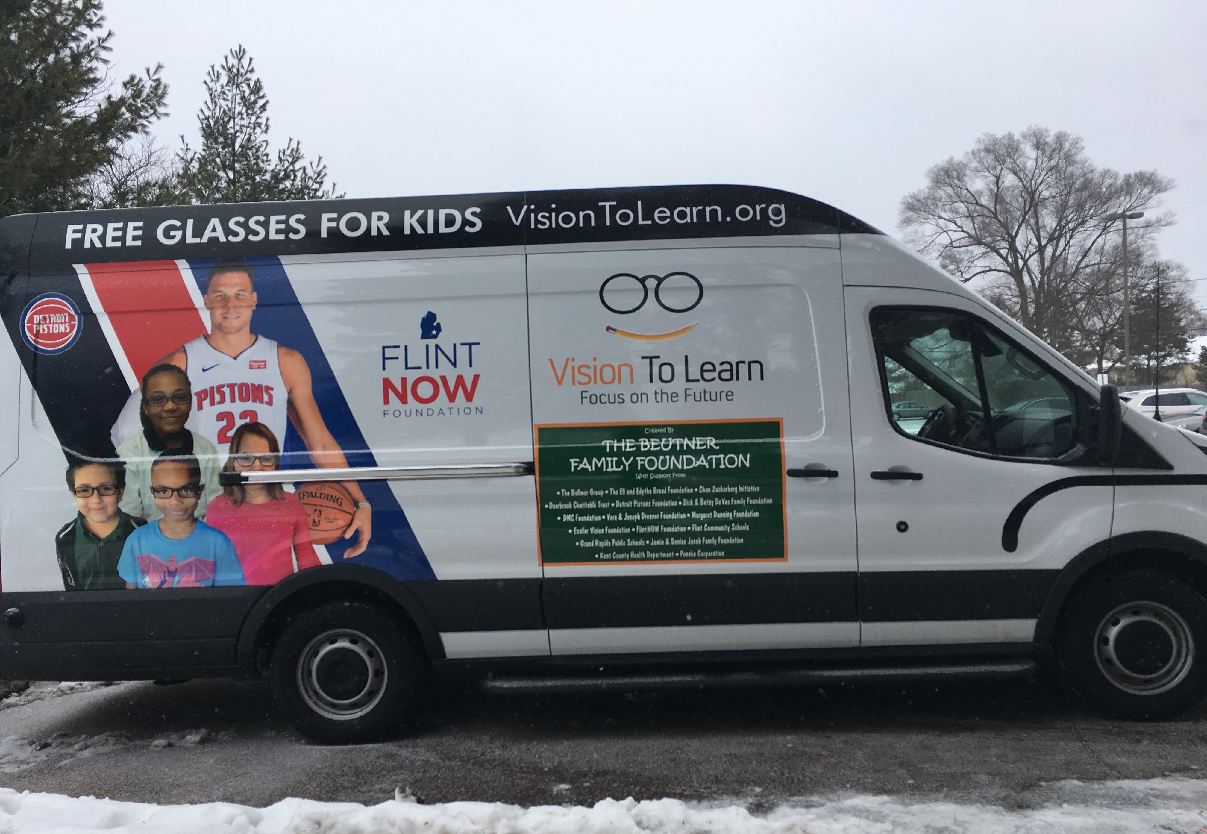 Vision to Learn provides free glasses to Grand Rapids students - mlive.com