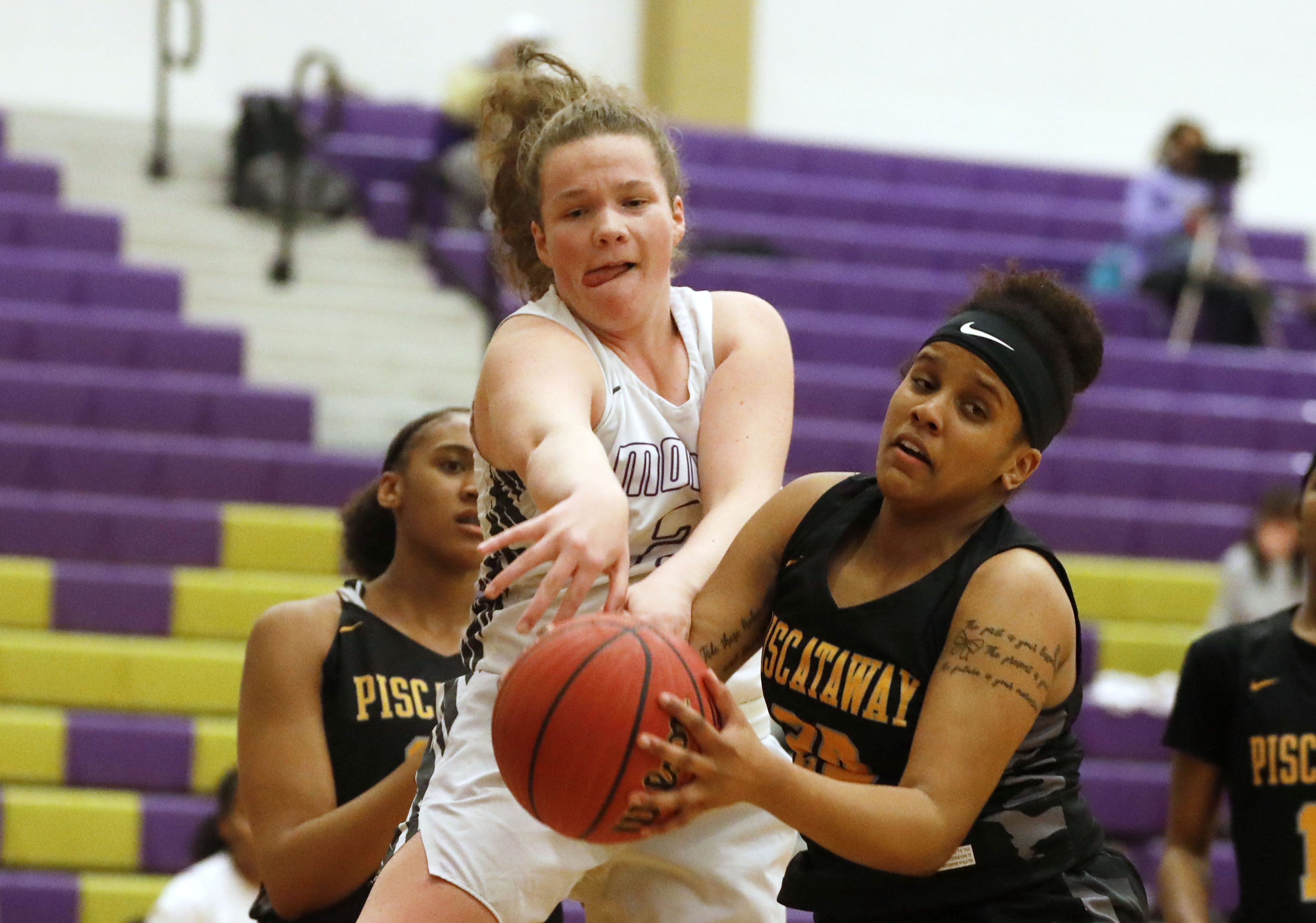 Girls Basketball: Monroe defeats Piscataway - nj.com