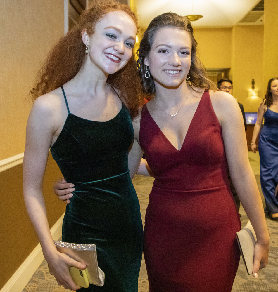 Cumberland Valley High School's 2019 Prom - pennlive.com