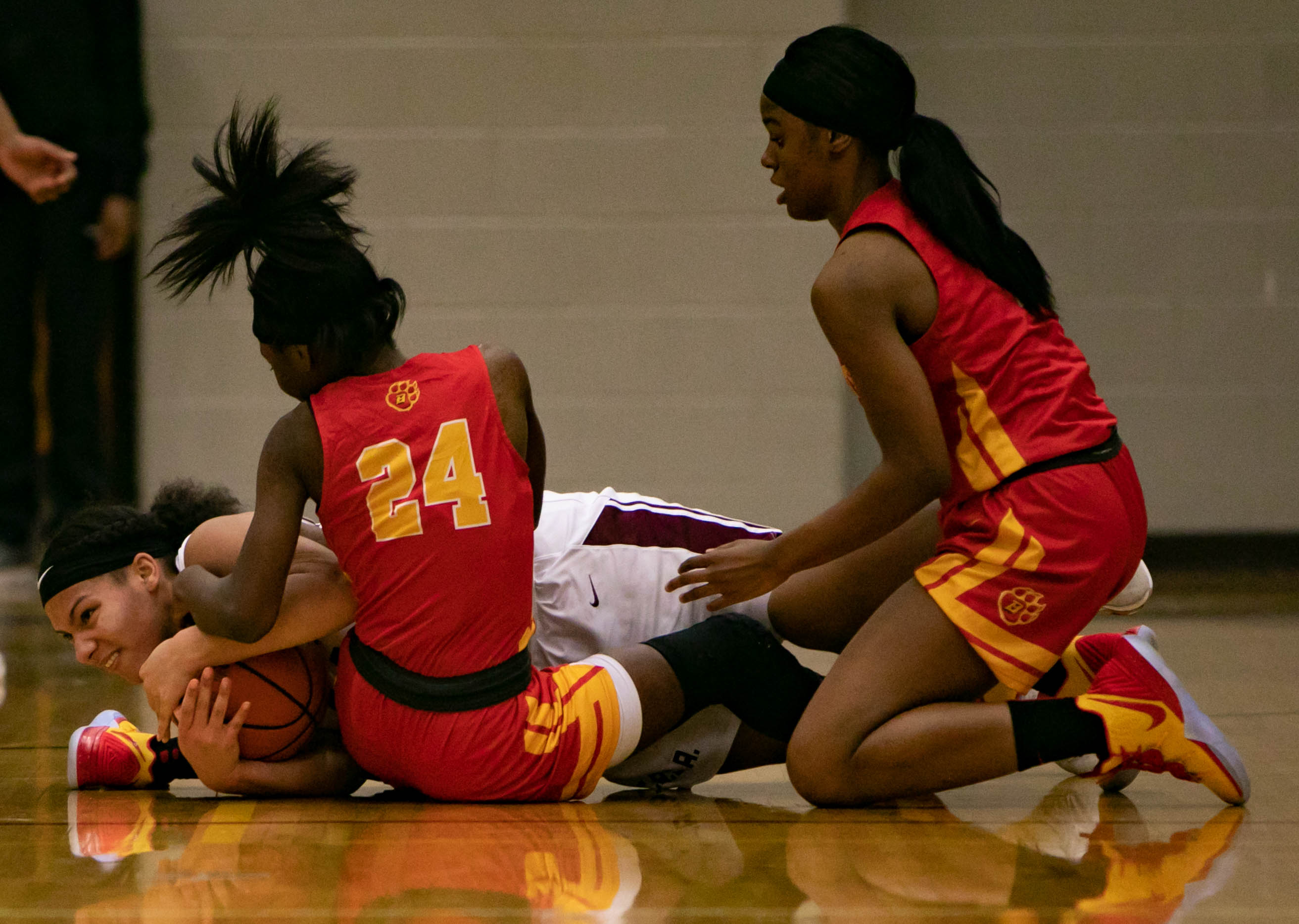 S.A.S.A hosts Bridgeport for a girls basketball game - mlive.com