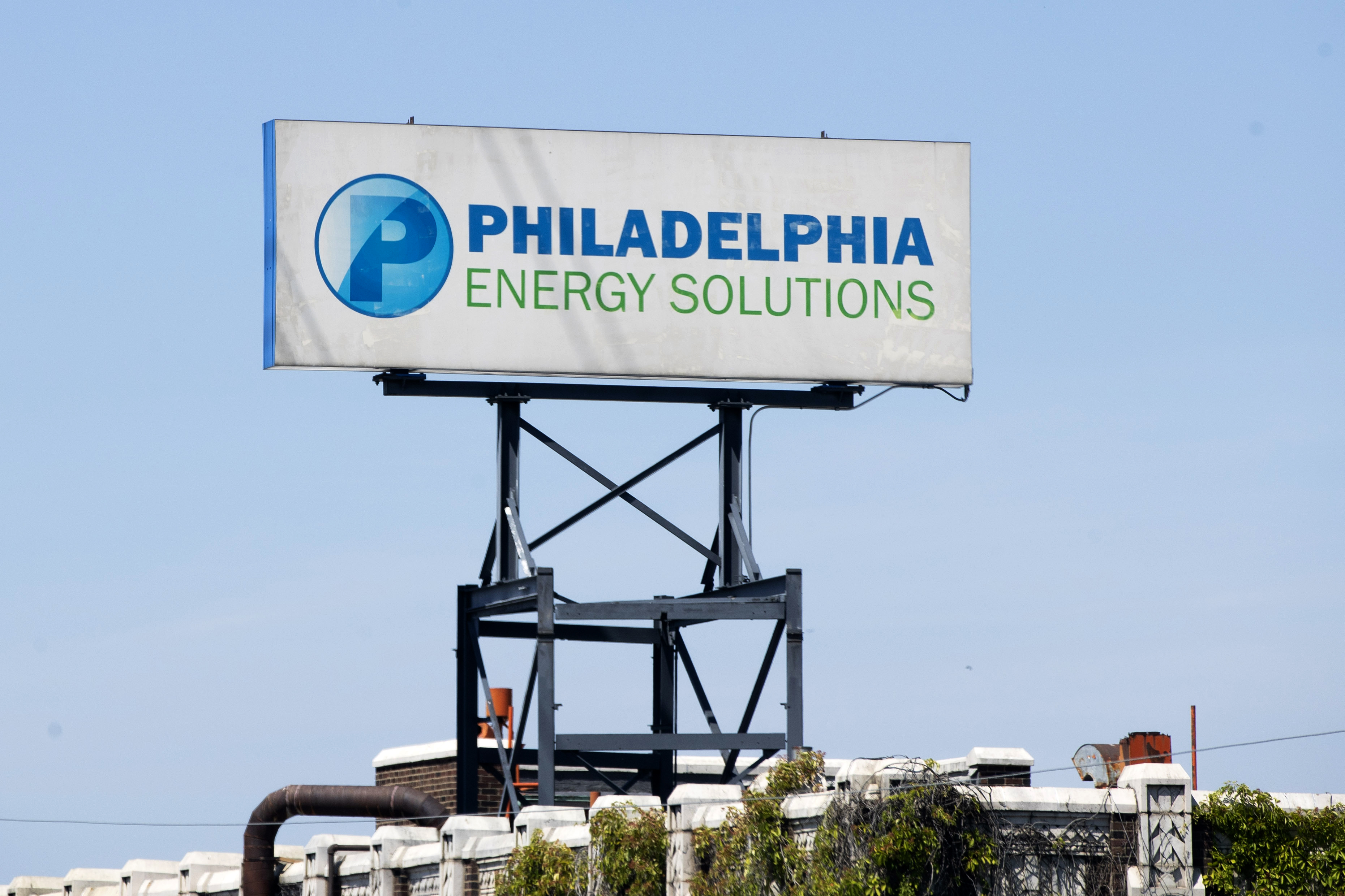 Philadelphia refinery fire - lehighvalleylive.com