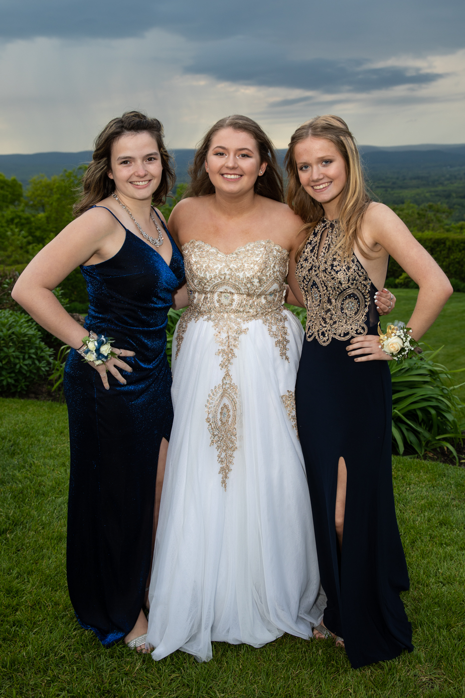 2019 Prom Photos: Westfield High School Prom at the Log Cabin in ...