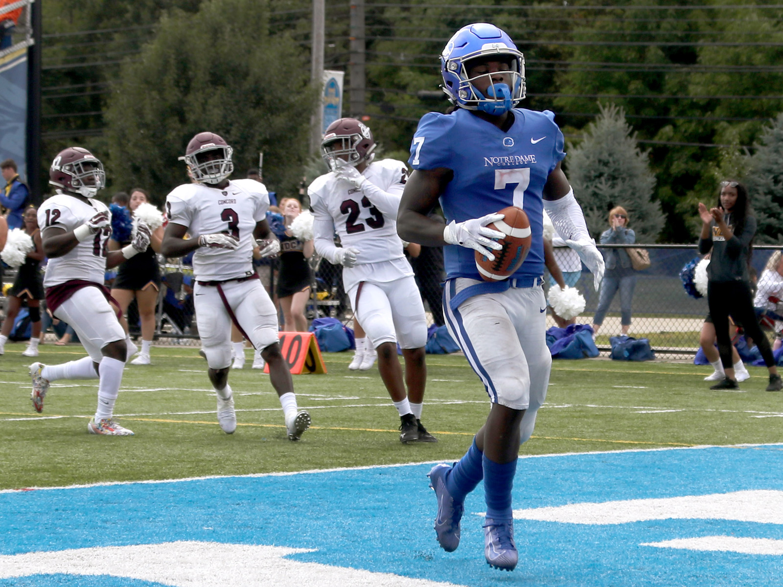 Notre Dame Falcons vs. Concord Mountain Lions - cleveland.com