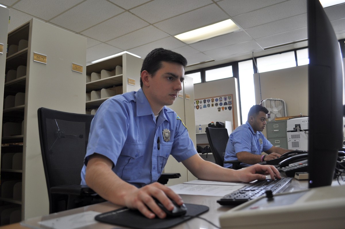 Springfield police cadets on the job - masslive.com