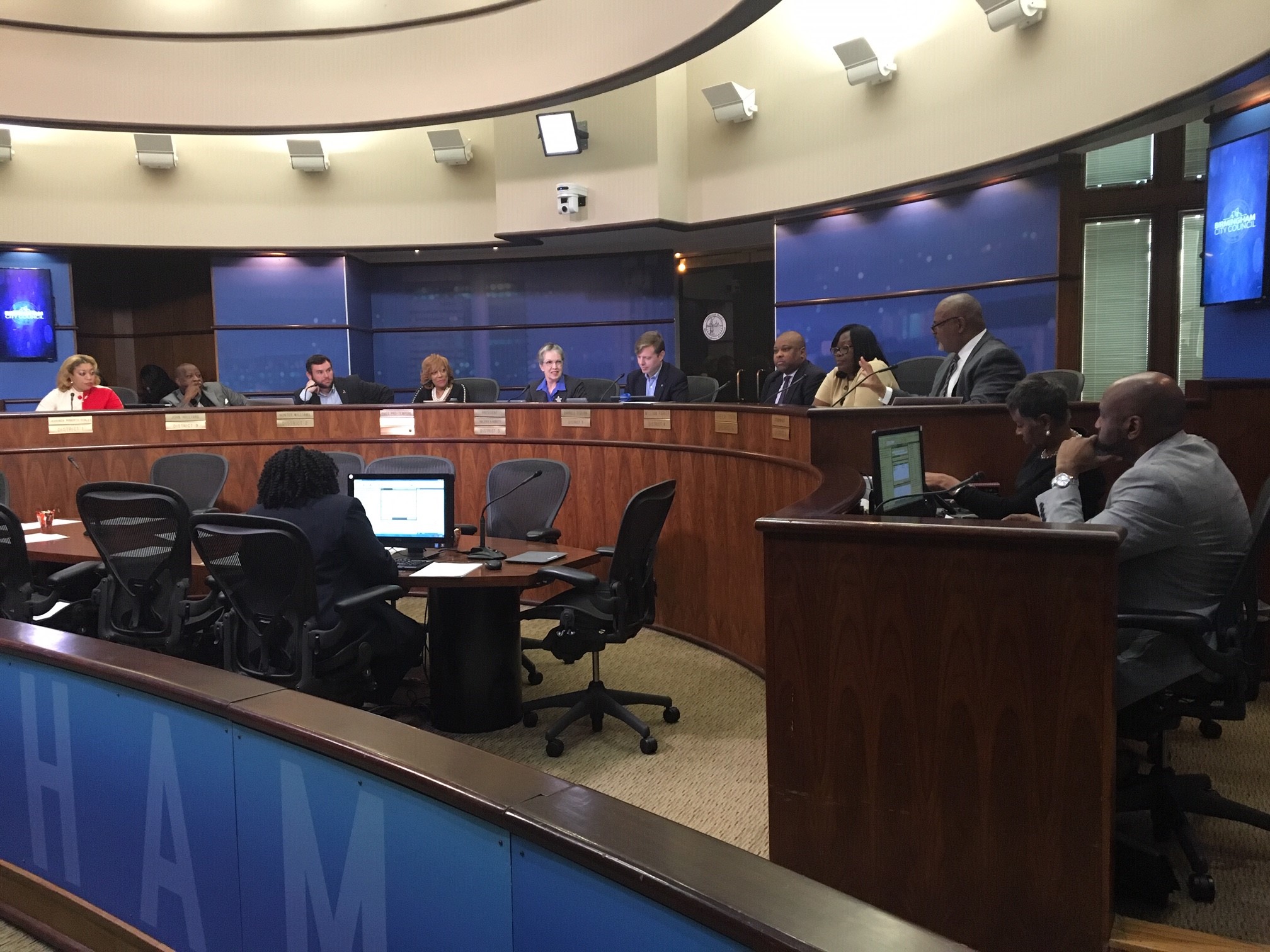 Birmingham City Council swears in Wardine Alexander; mayoral dept ...