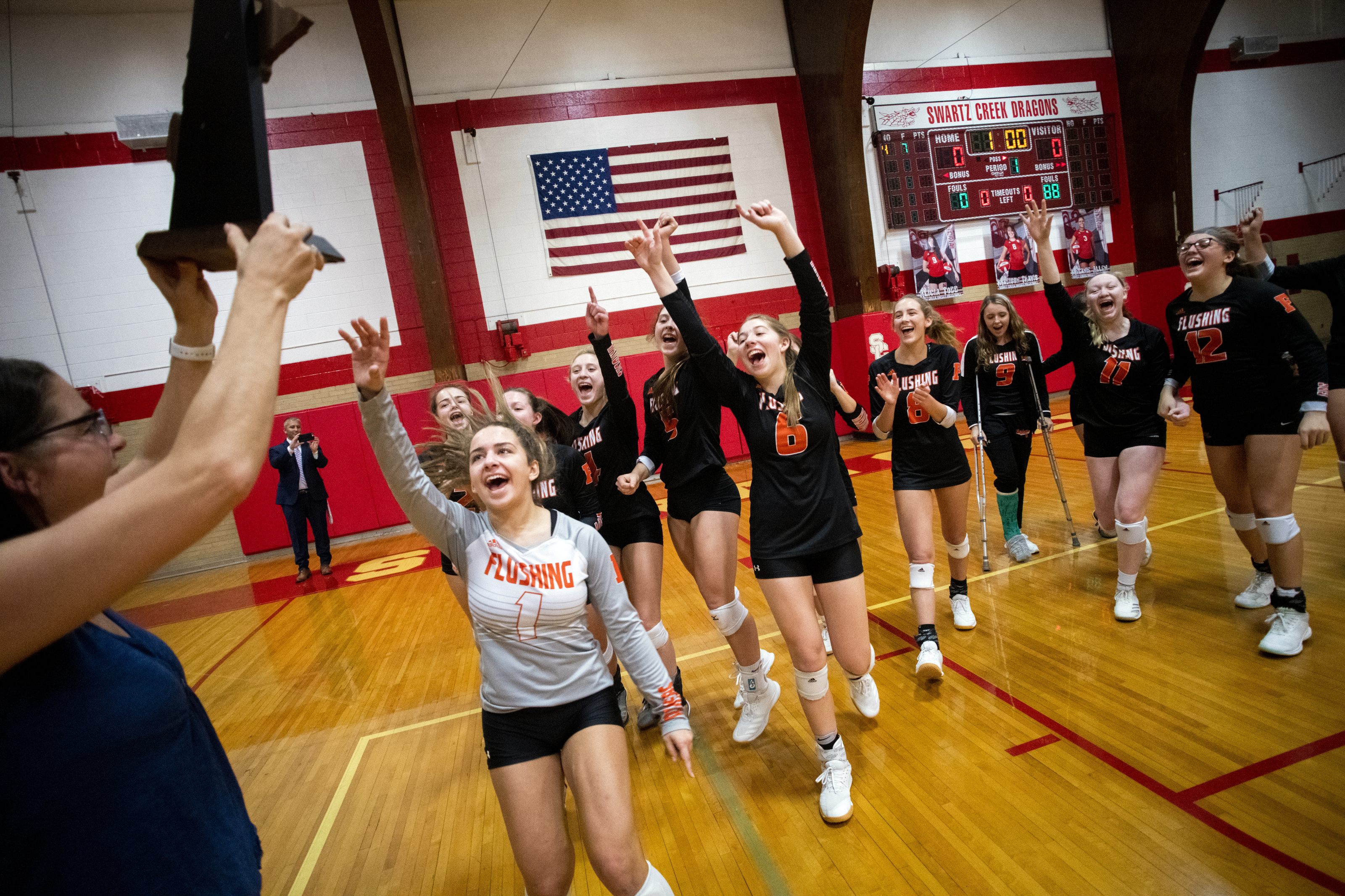 Flushing volleyball sweeps Swartz Creek, clinches Division 1 district ...