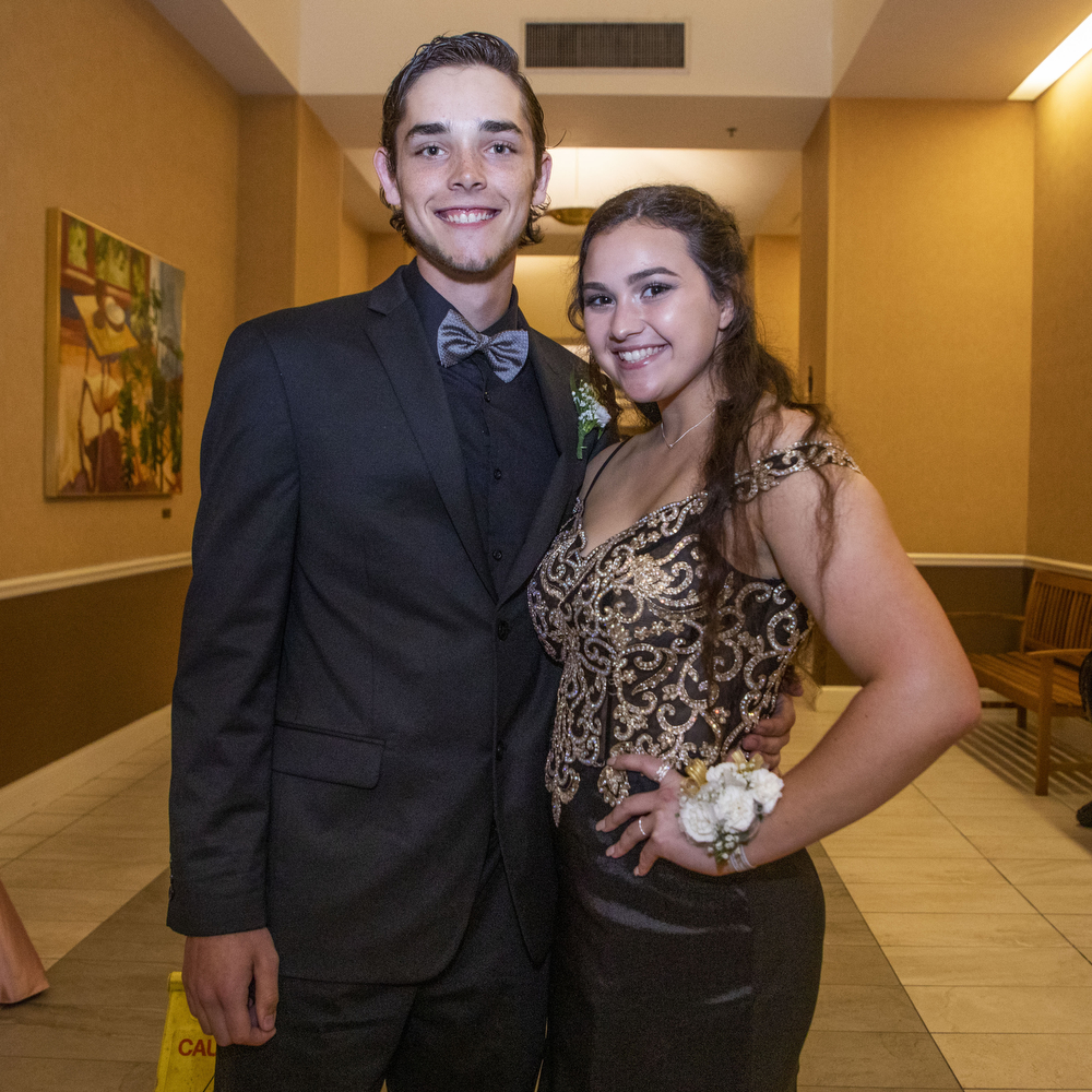 Cumberland Valley High School's 2019 Prom - pennlive.com
