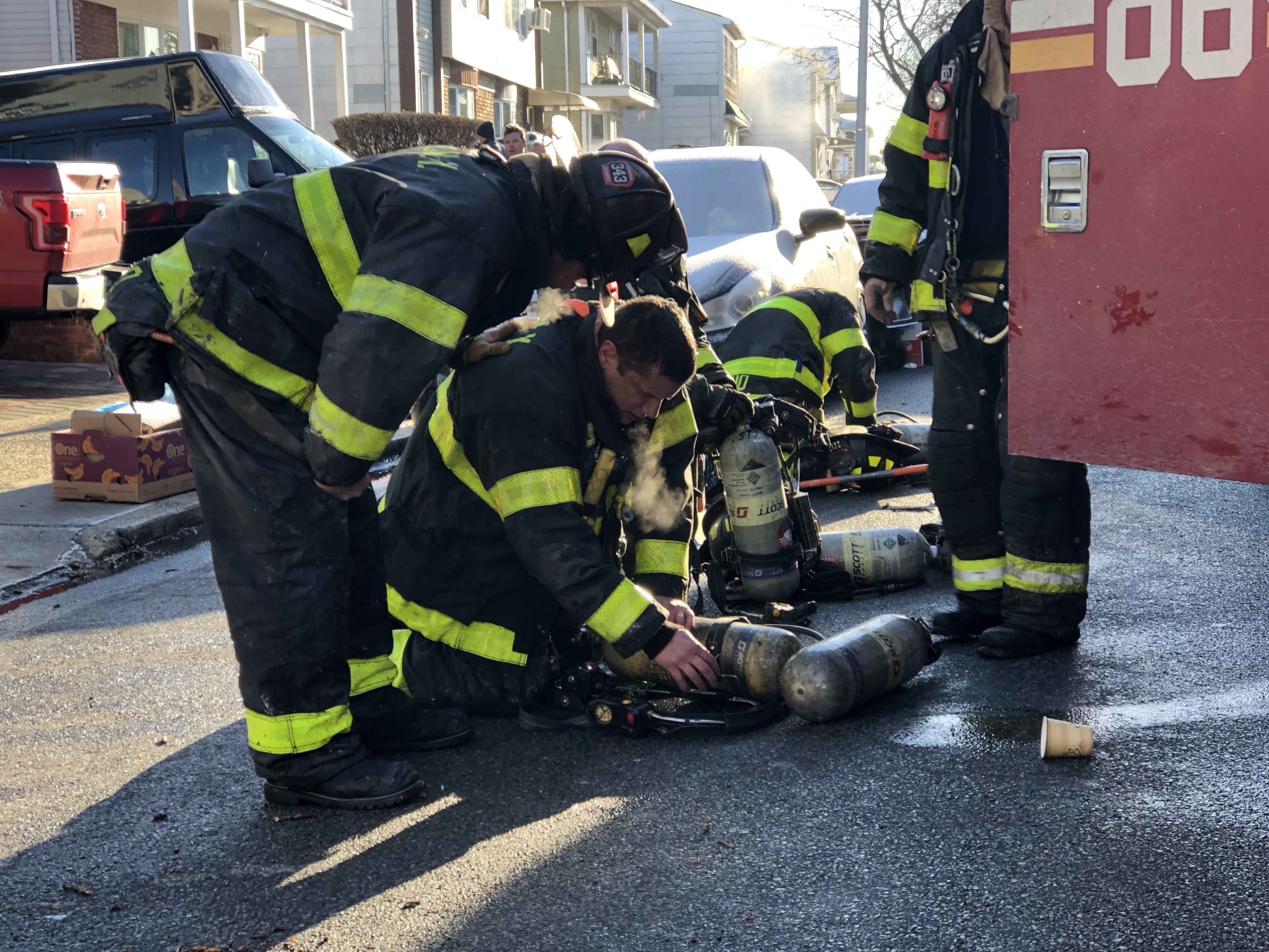 FDNY fights fire in Mariners Harbor - silive.com