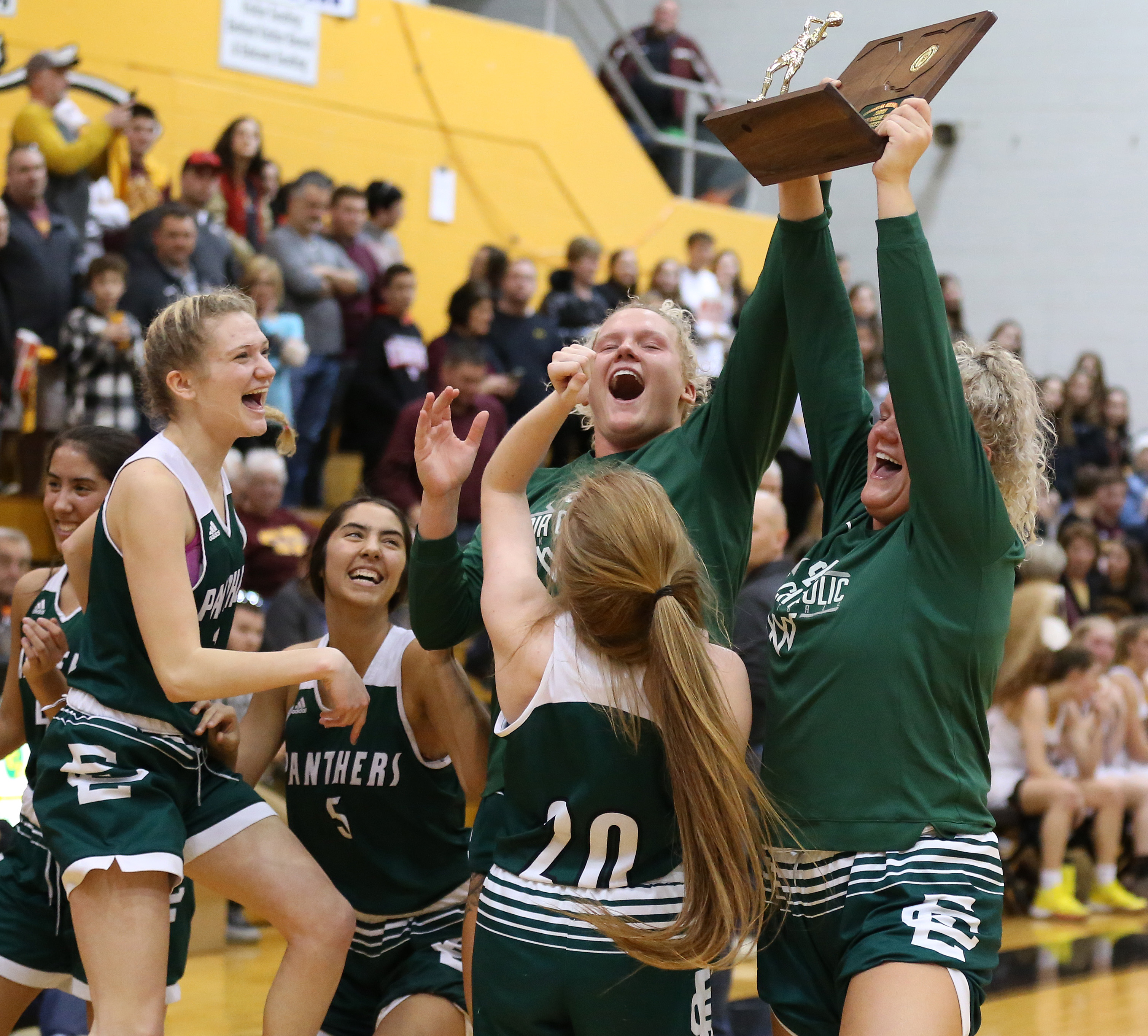 Elyria Catholic vs. South Range, March 7, 2020 - cleveland.com
