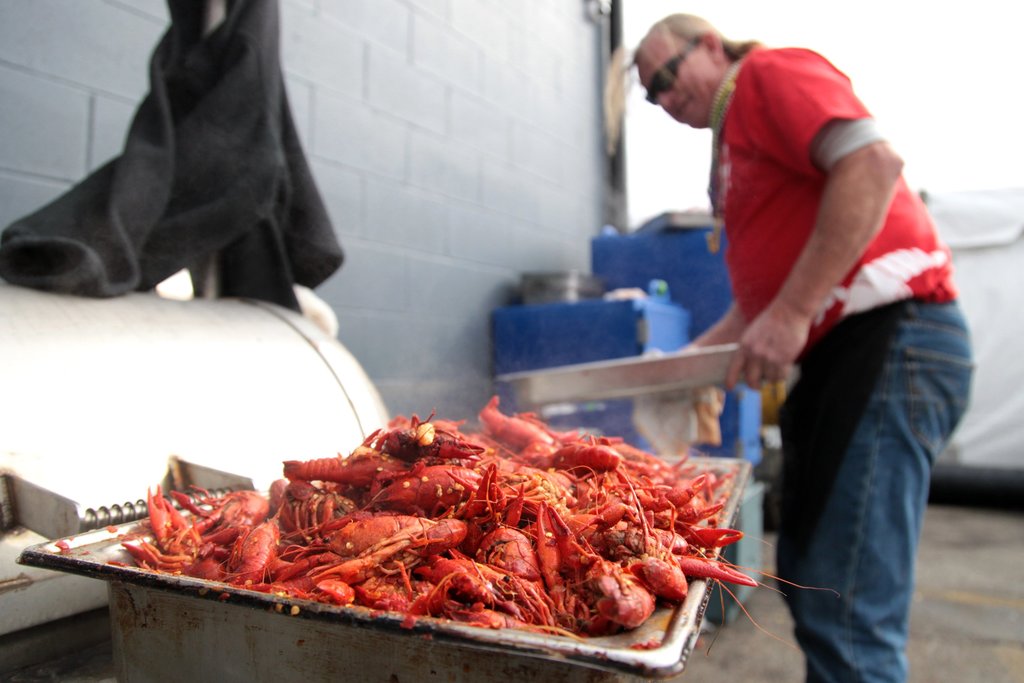 Louie's Trophy House hosts 2017 Gumbo Cook-Off - mlive.com