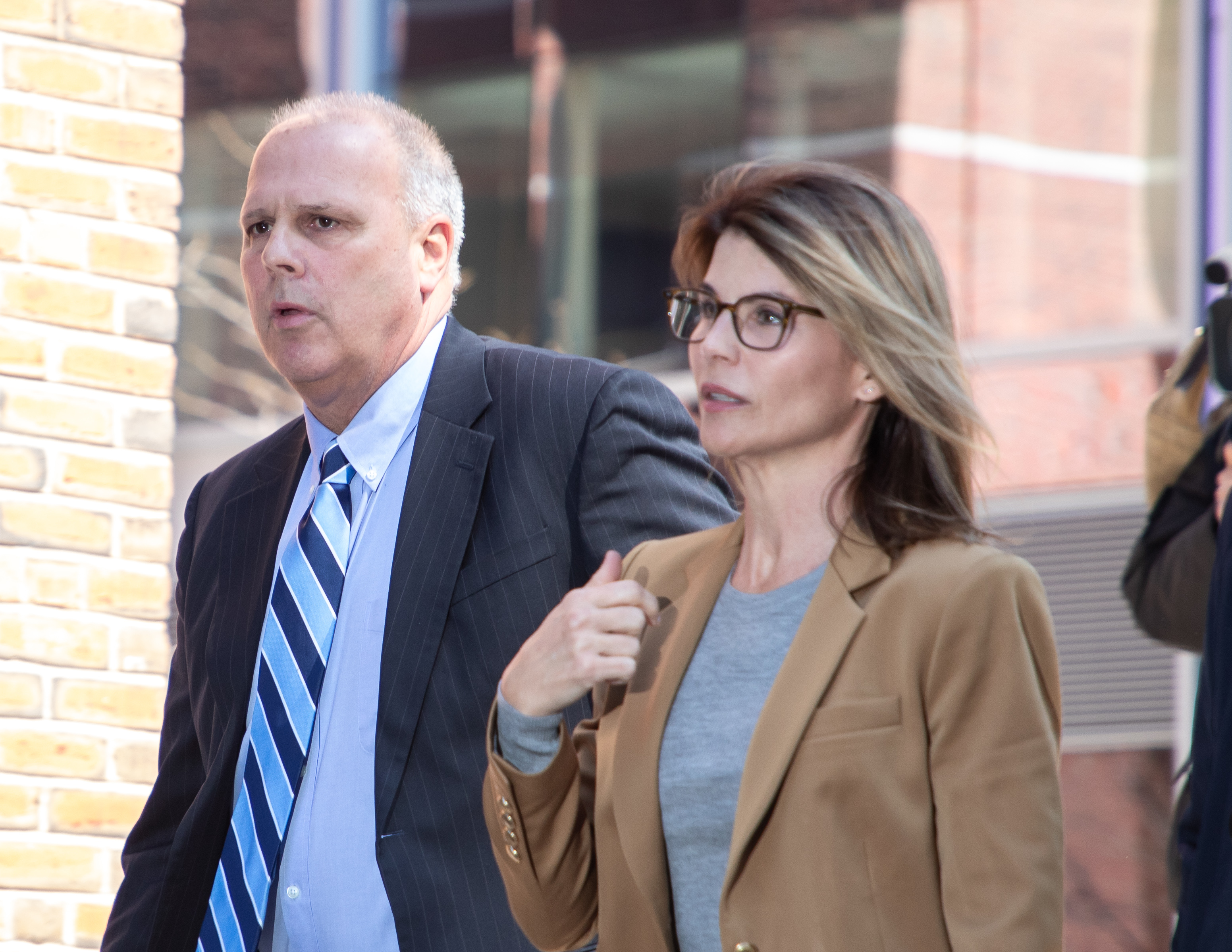 Actresses Lori Loughlin and Felicity Huffman appear in Boston federal ...