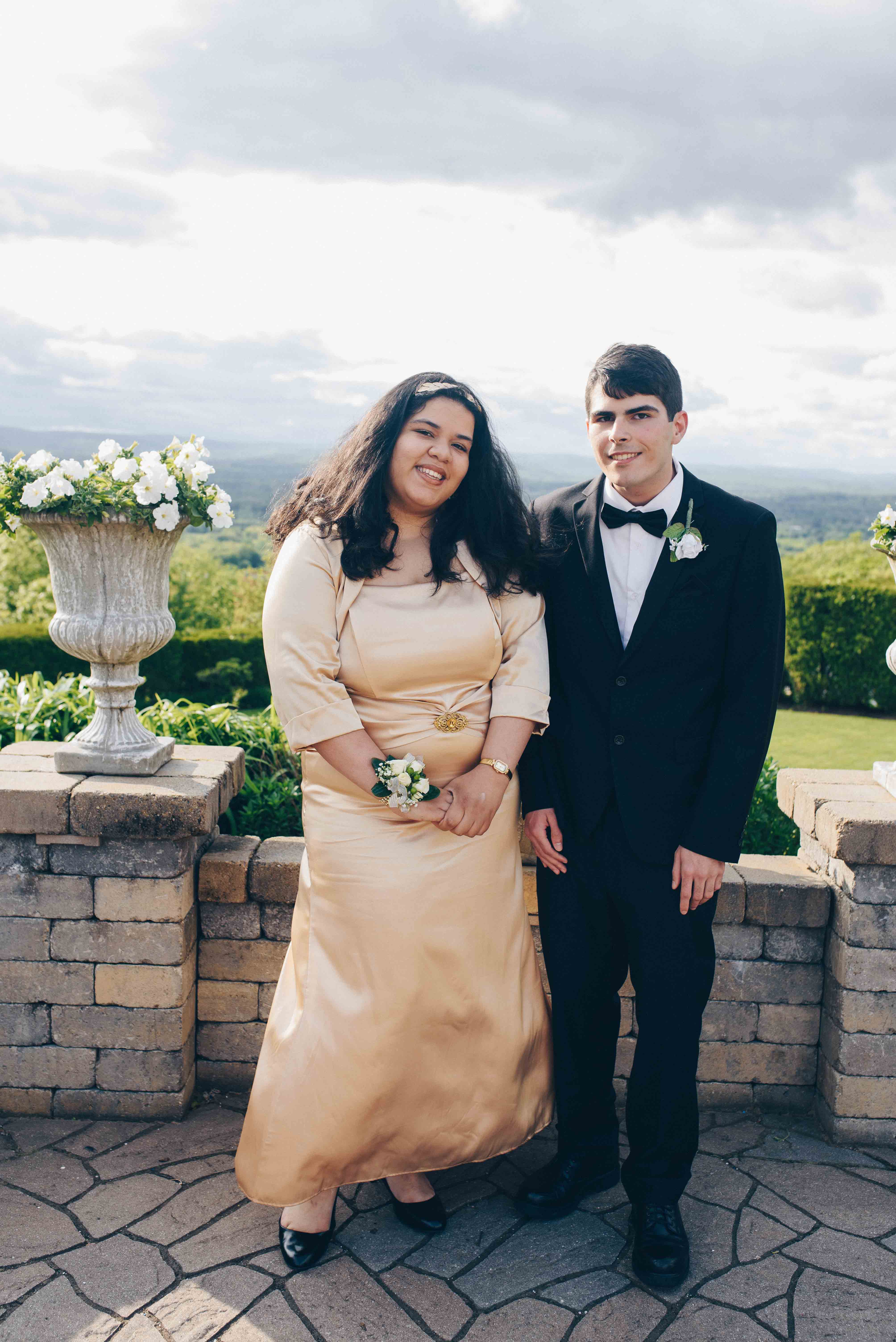 2019 Prom Photos: Pope Francis High School Prom at the Log Cabin ...