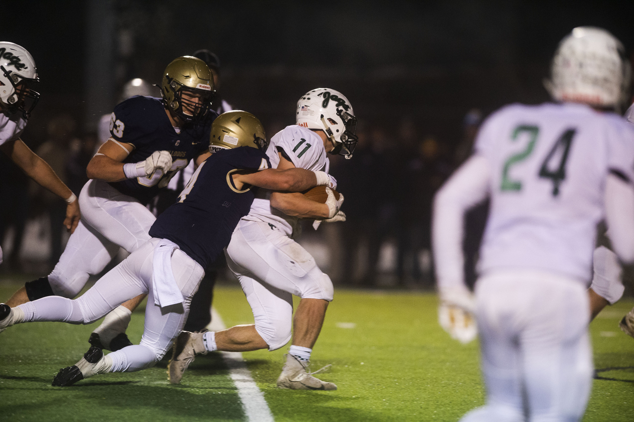 Chelsea vs. Allen Park football - mlive.com
