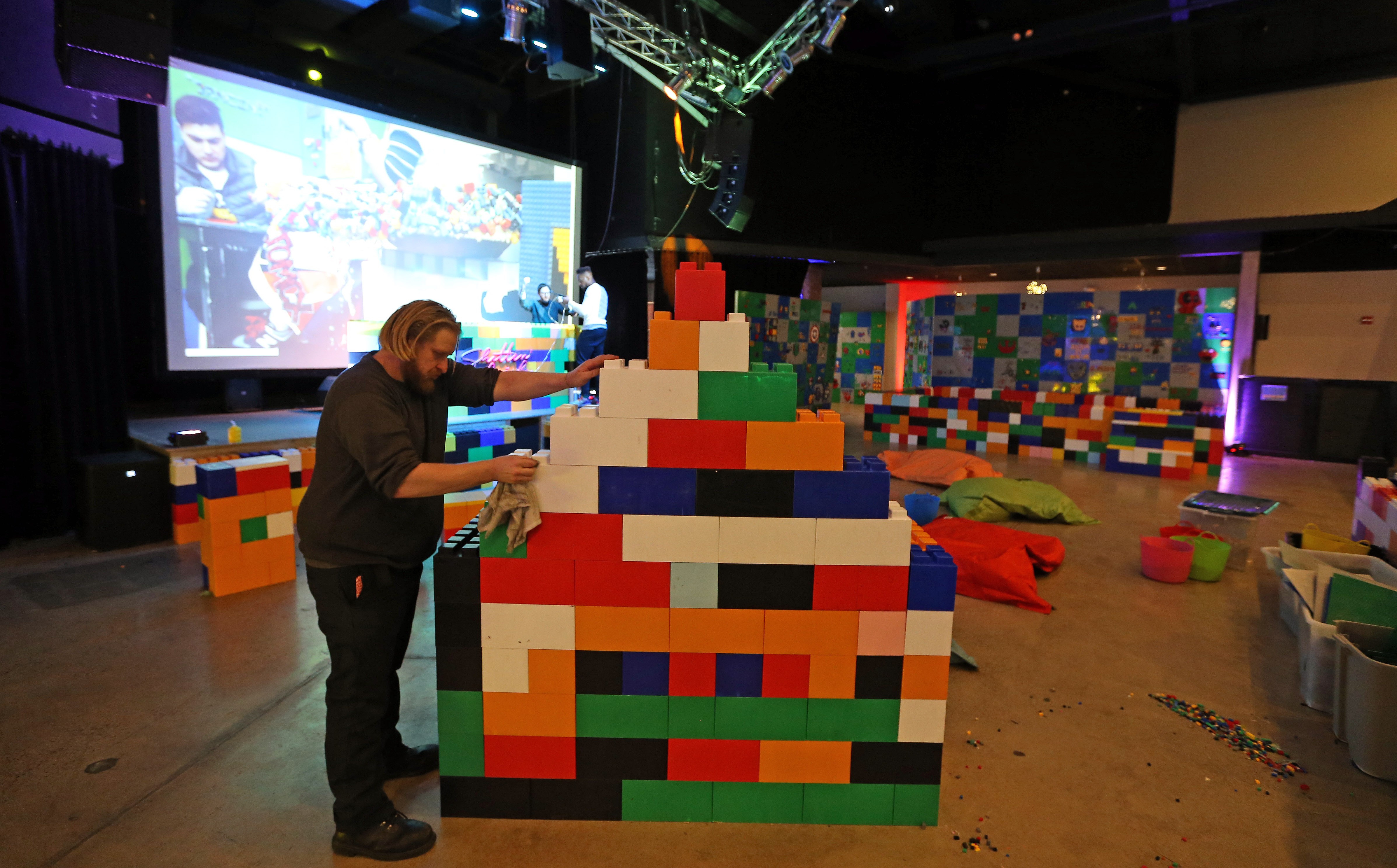 Pop-up brick bar debuts at Play Arcade and Kitchen - cleveland.com