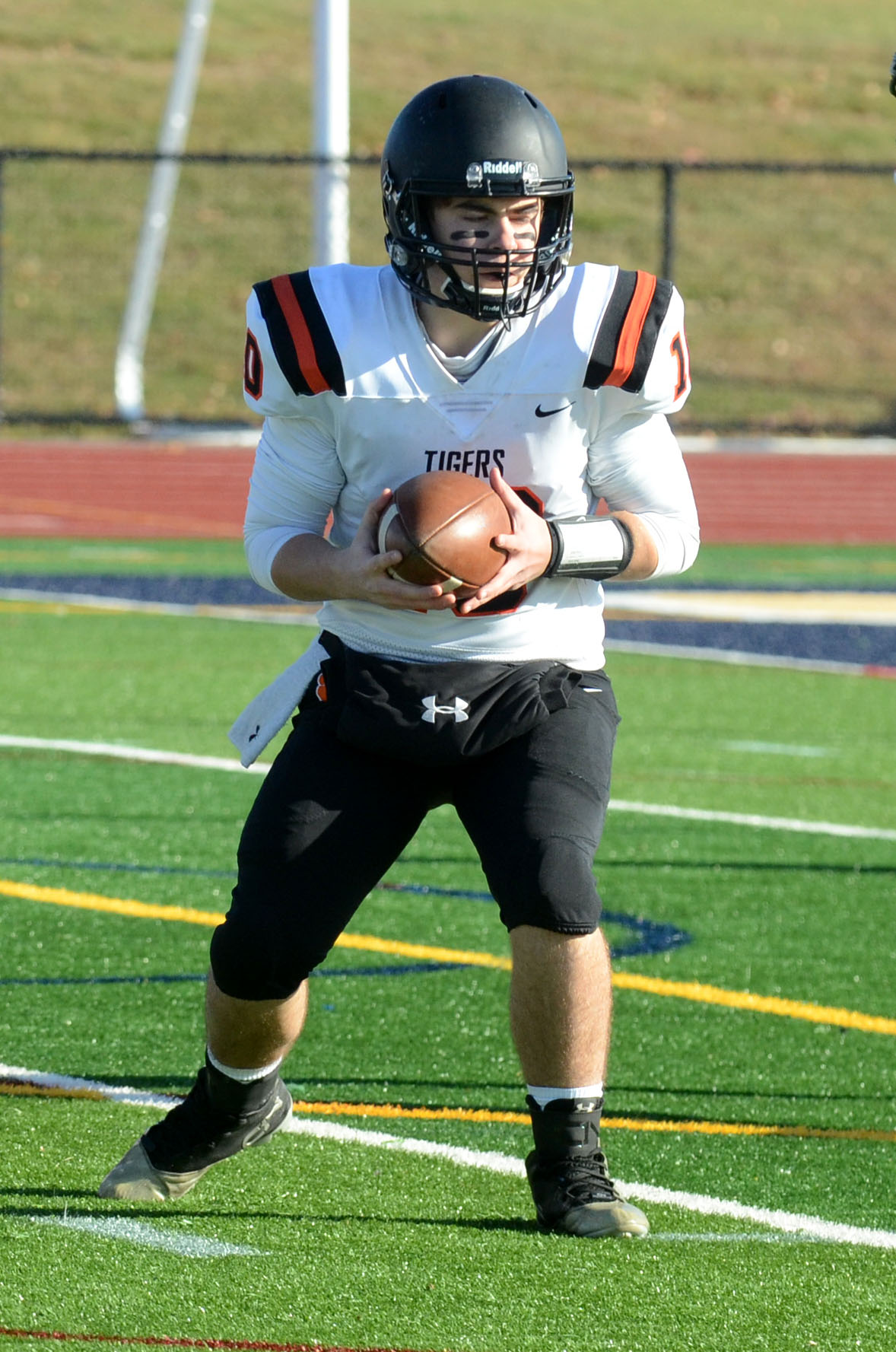 South Hadley football plays Leicester in D-VII state semi - masslive.com