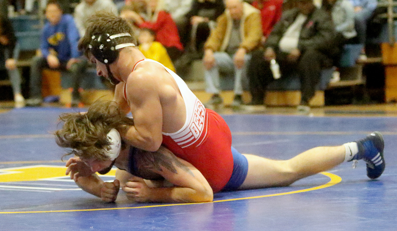 Delsea vs. Pennsville wrestling, Dec. 19, 2019 - nj.com