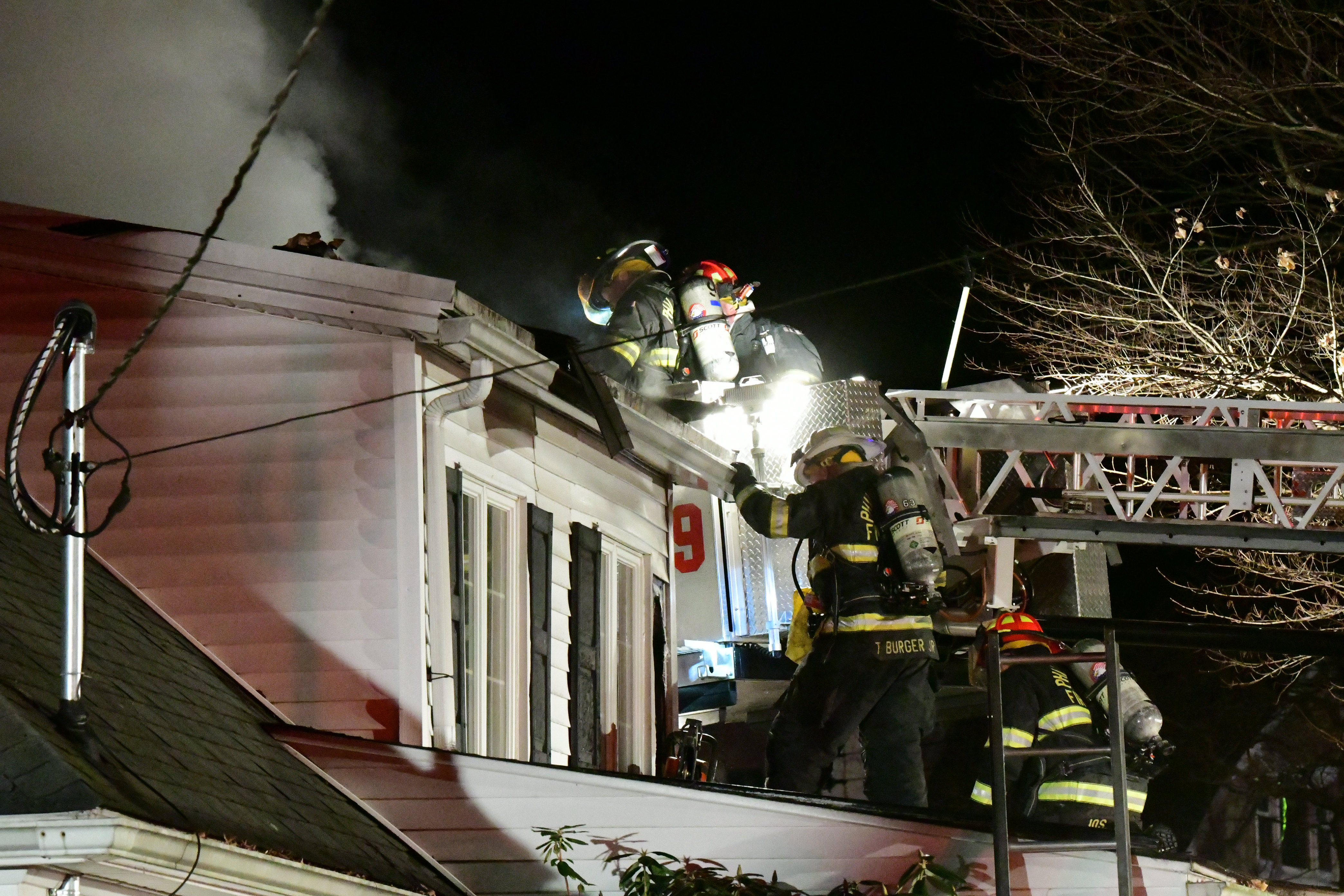 Fire breaks out at 720 Metz St., Phillipsburg - lehighvalleylive.com