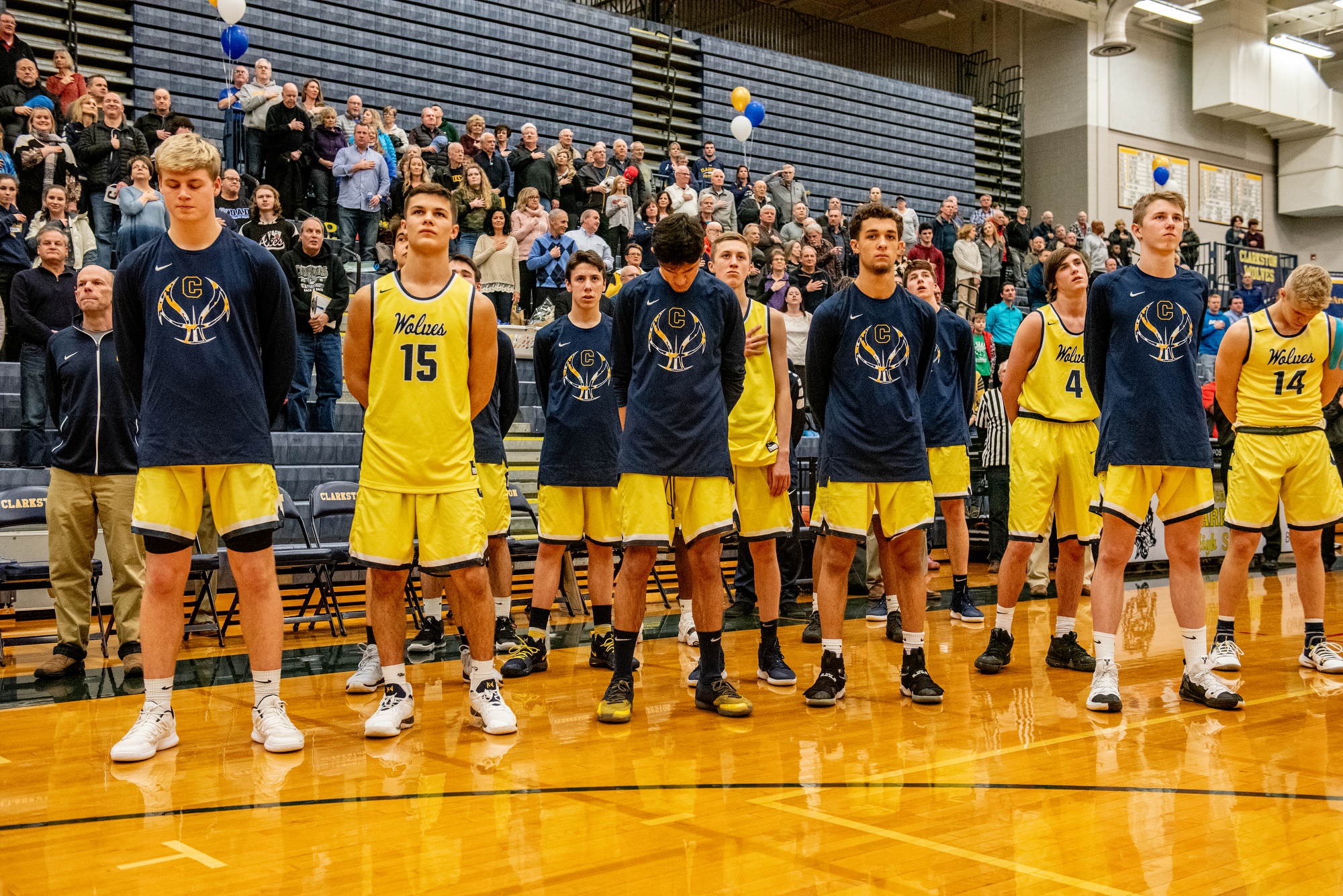 Clarkston boys' basketball defeats Oak Park - mlive.com
