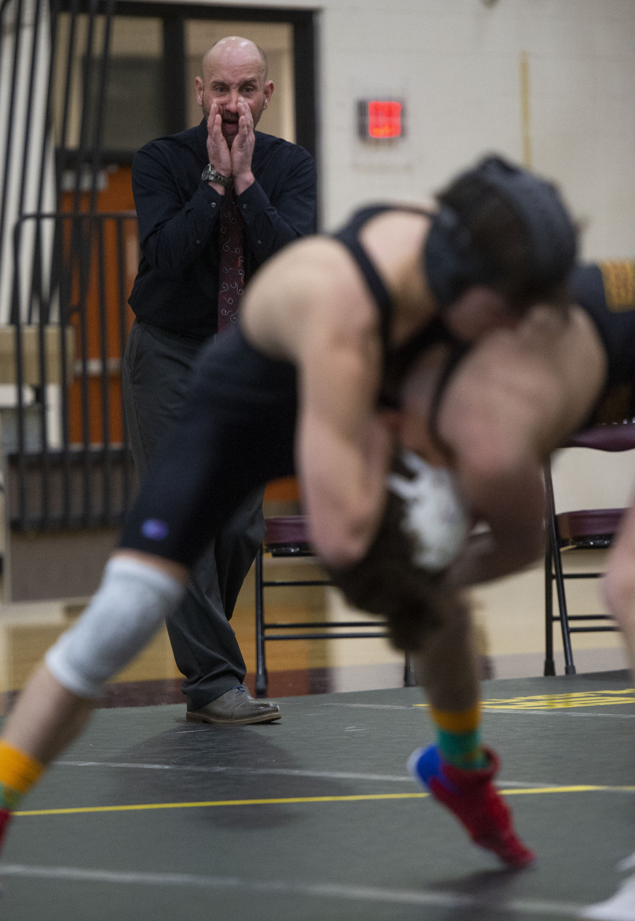 Division 1 wrestling district finals - mlive.com