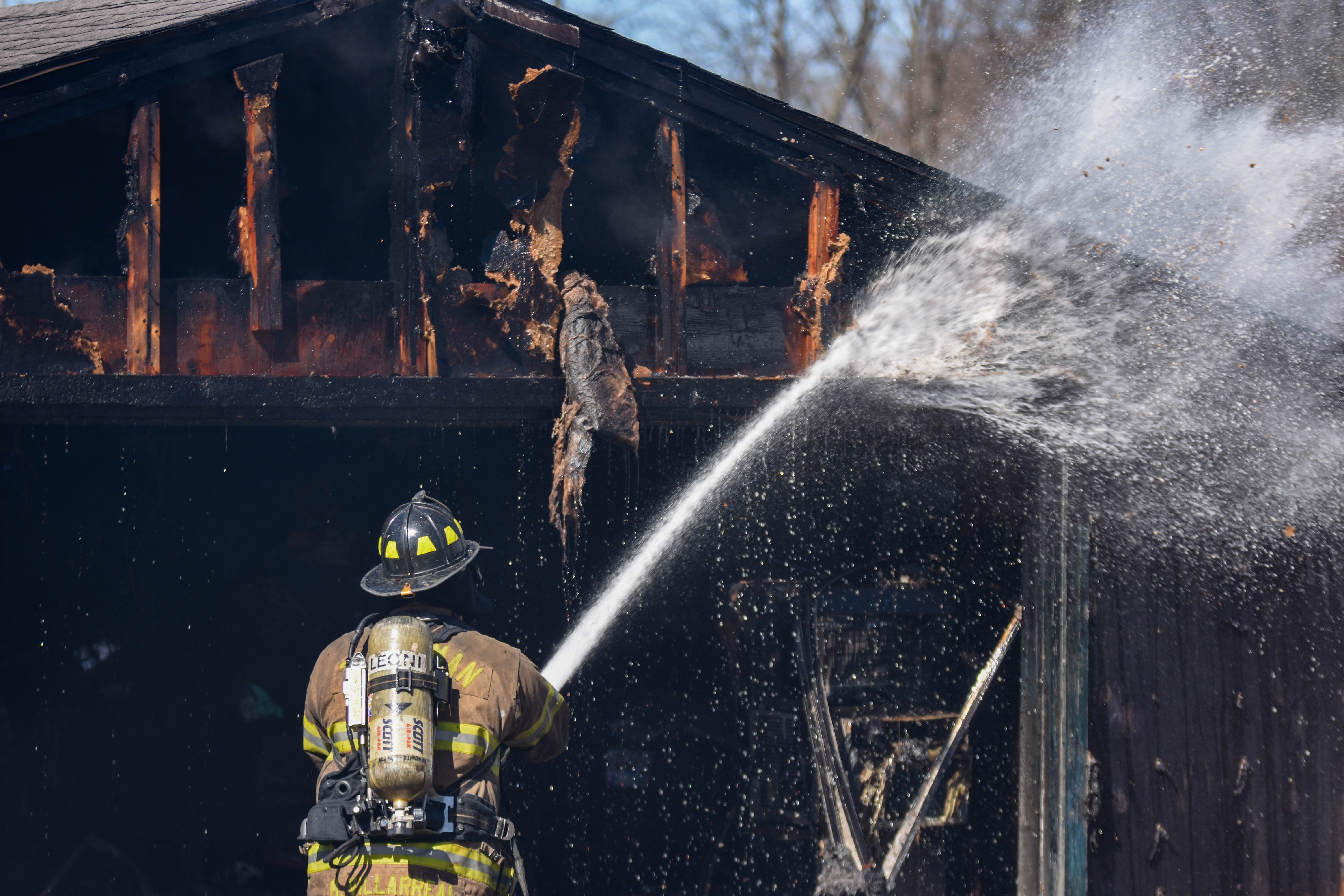 Blackman-Leoni fire crews respond to a garage fire on Manton Drive ...