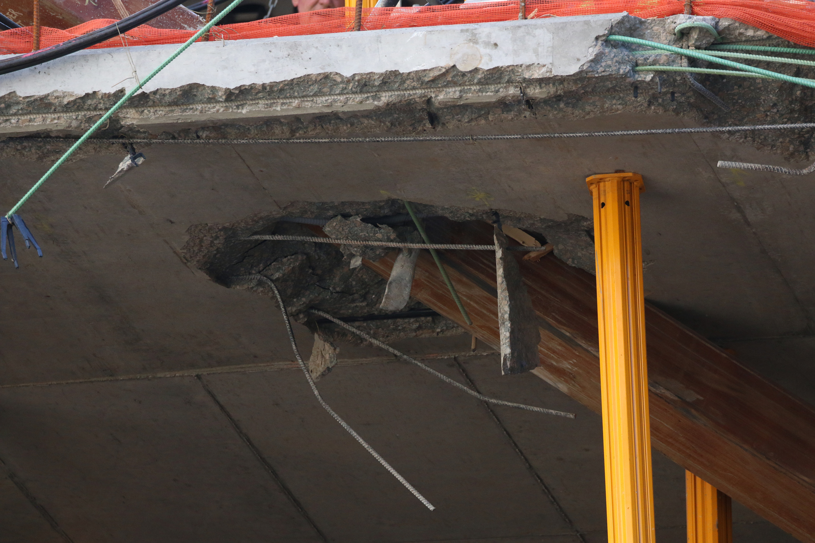 Parking garage collapse in downtown Cleveland - cleveland.com