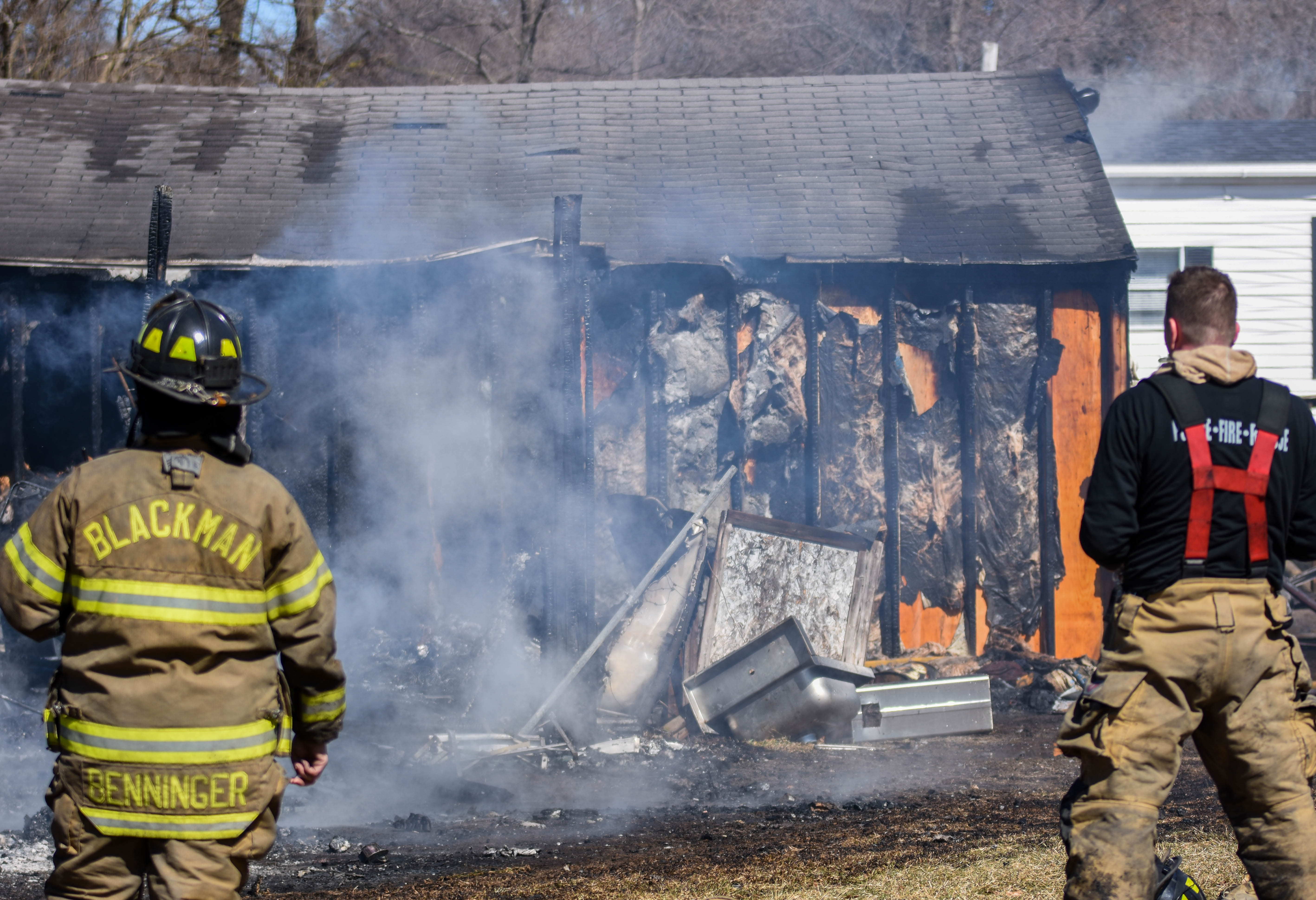 Blackman-Leoni fire crews respond to a garage fire on Manton Drive ...