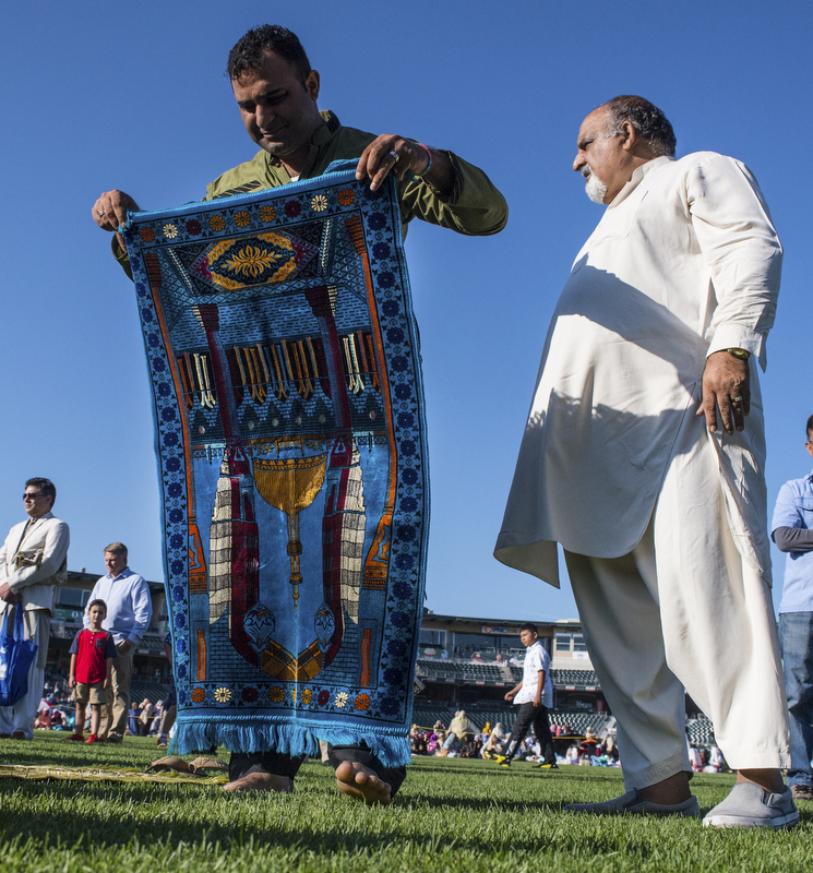 Muslims gather to mark Eid ul-Adha at Coca-Cola Park - lehighvalleylive.com