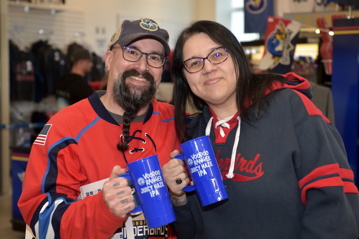 Seen@ the Springfield Thunderbirds VS Belleville Senators hockey game ...