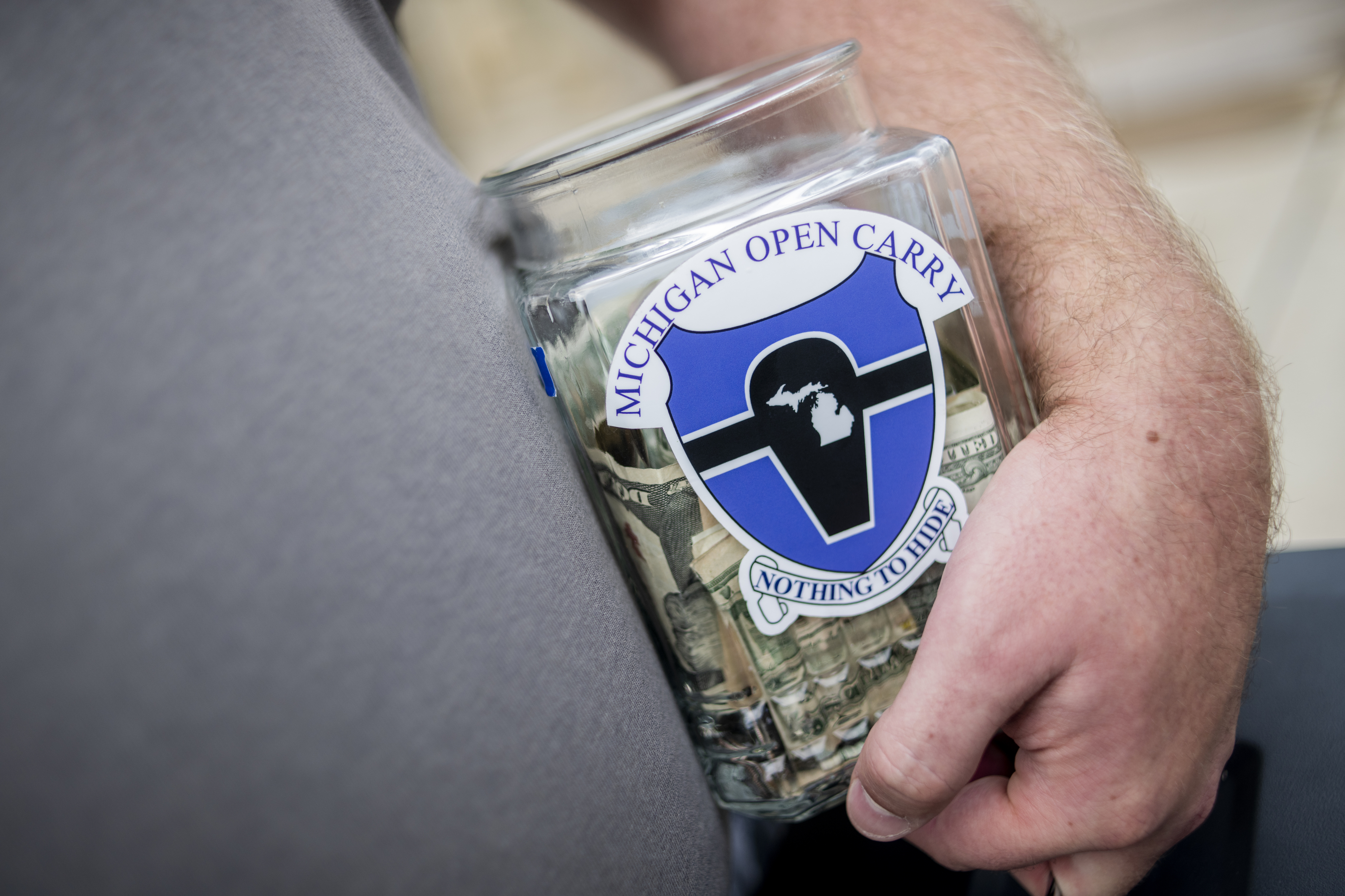 Open carry enthusiasts gather in Lansing to advocate second amendment ...