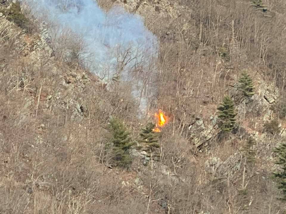 Delaware Water Gap forest fire Feb. 24, 2020 - pennlive.com