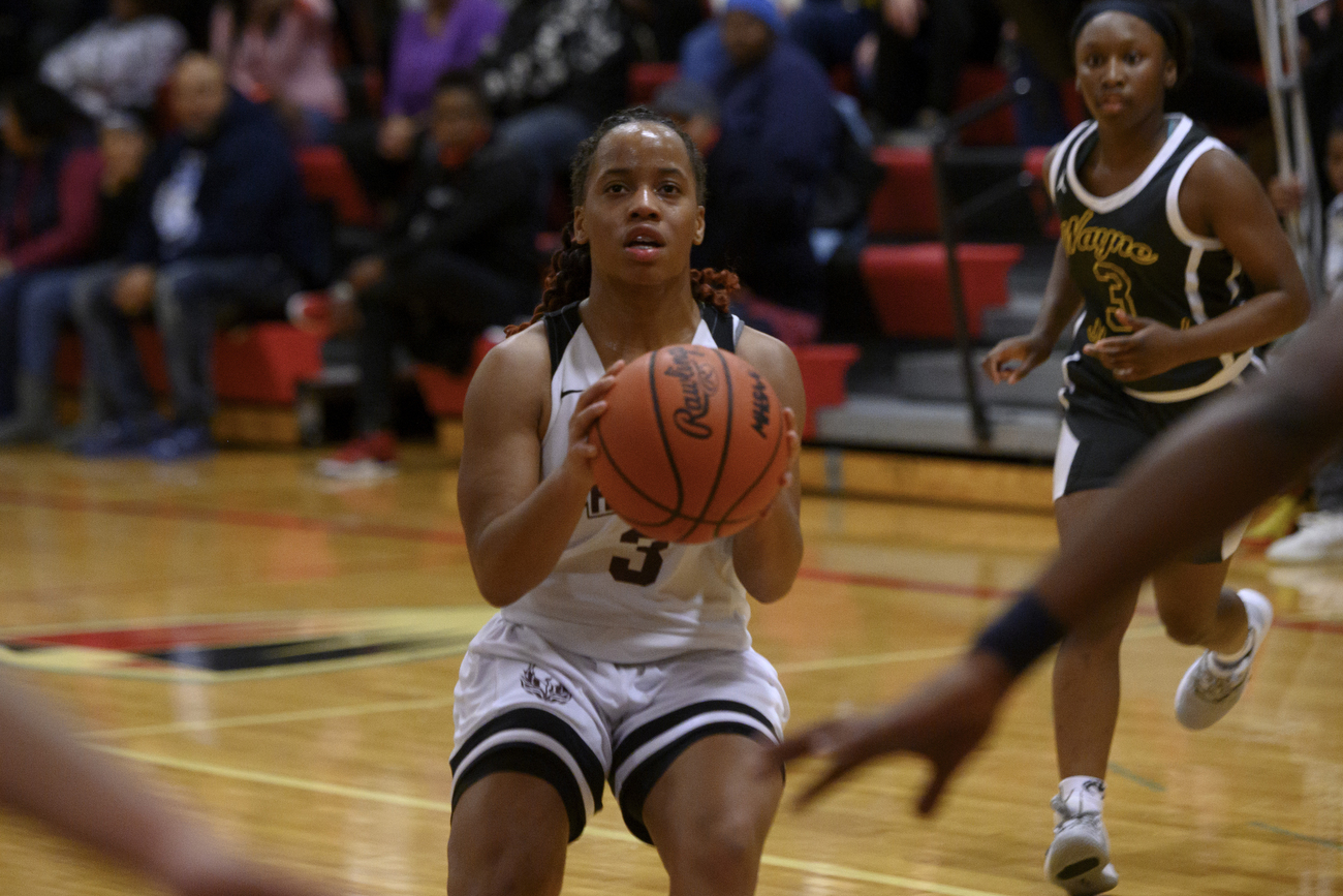 Wayne Memorial vs. Detroit Renaissance girls basketball - mlive.com