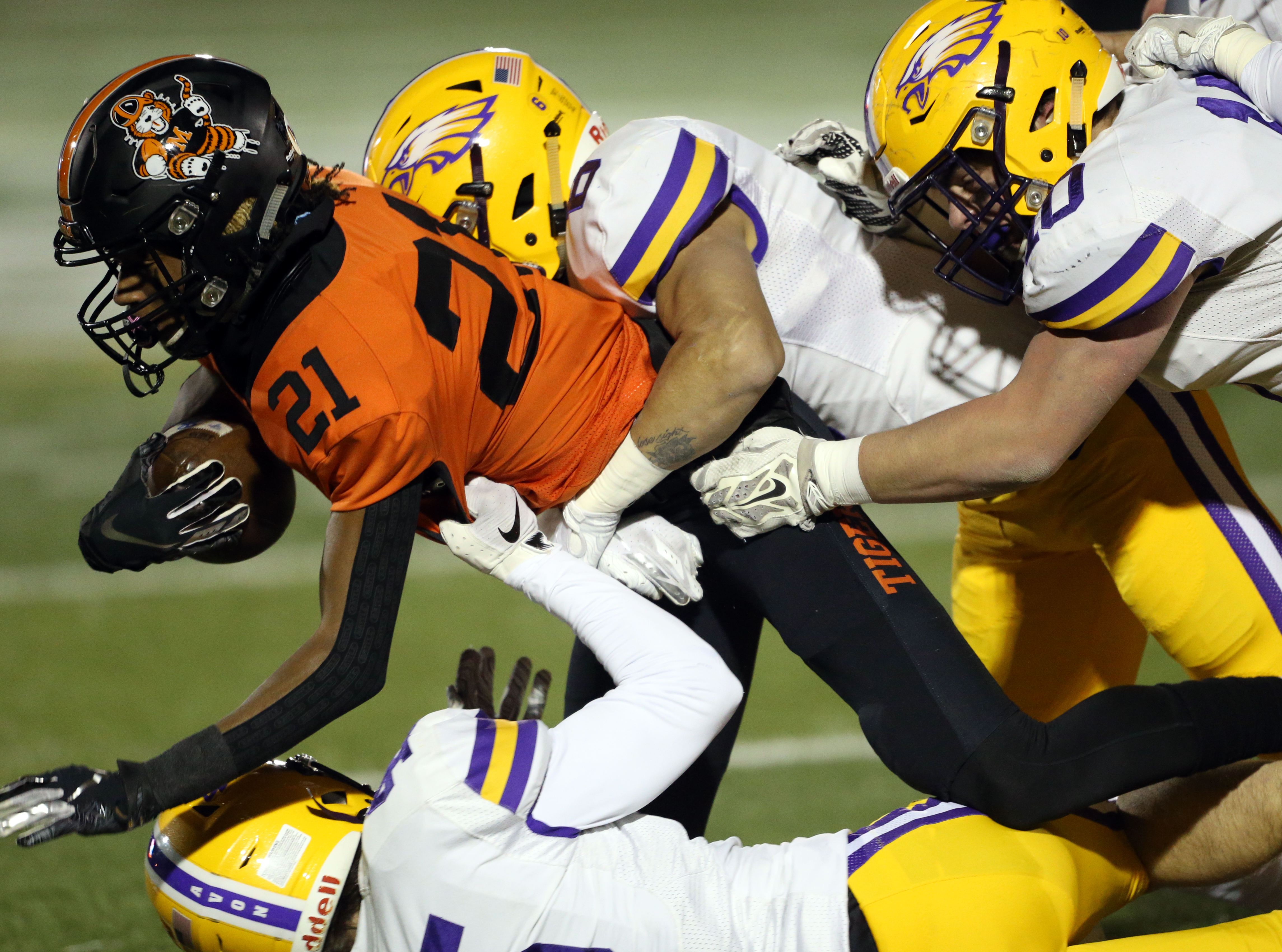 OHSAA Div II state semifinal football: Avon vs. Massillon Washington ...