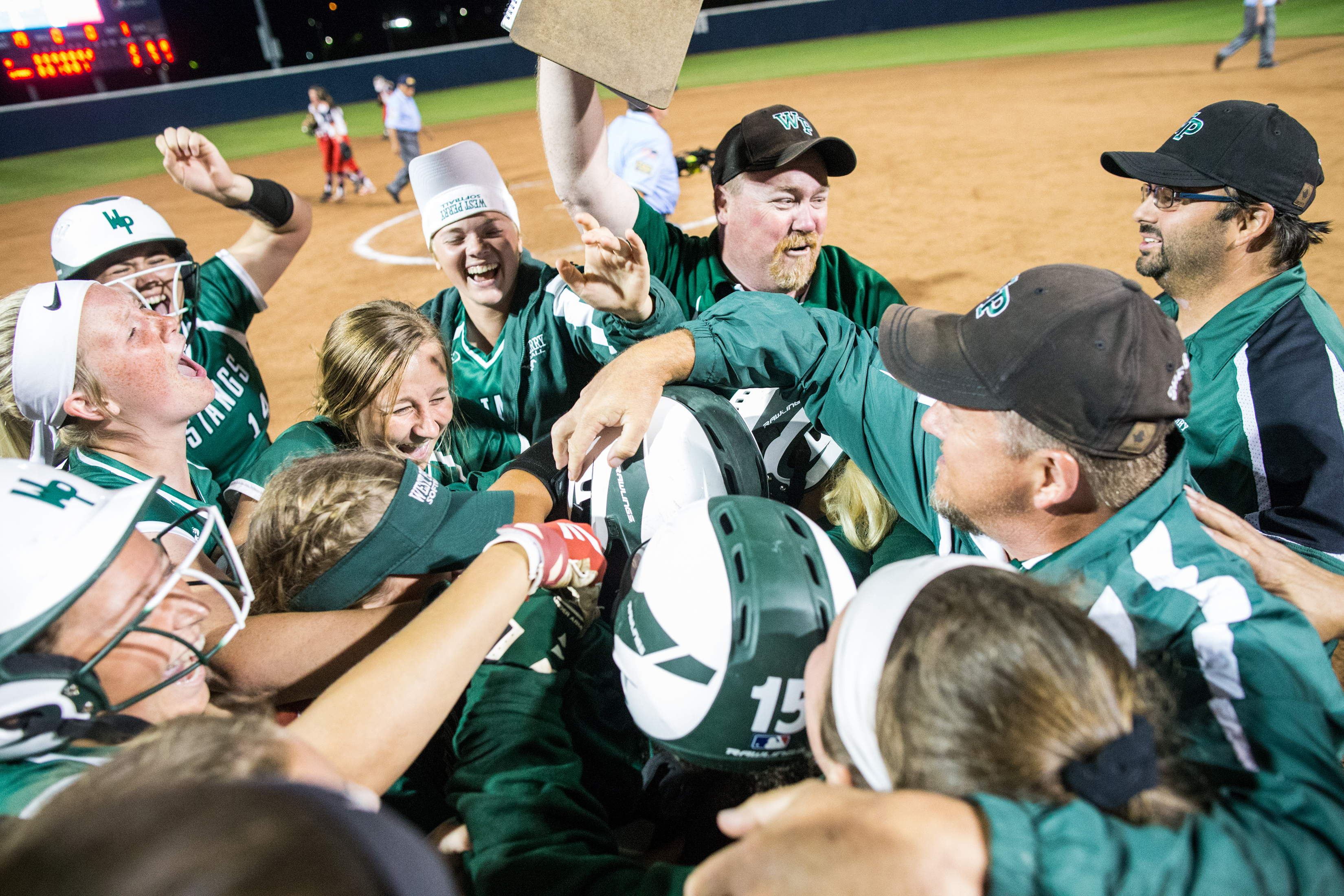 West Perry vs Elizabeth Forward in 4A softball championship - pennlive.com