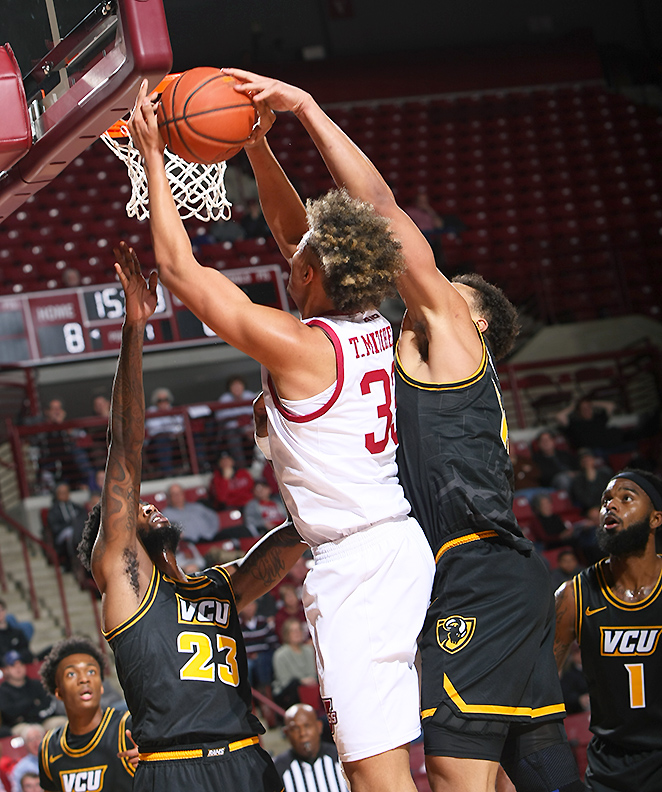 Tre Mitchell UMass - masslive.com