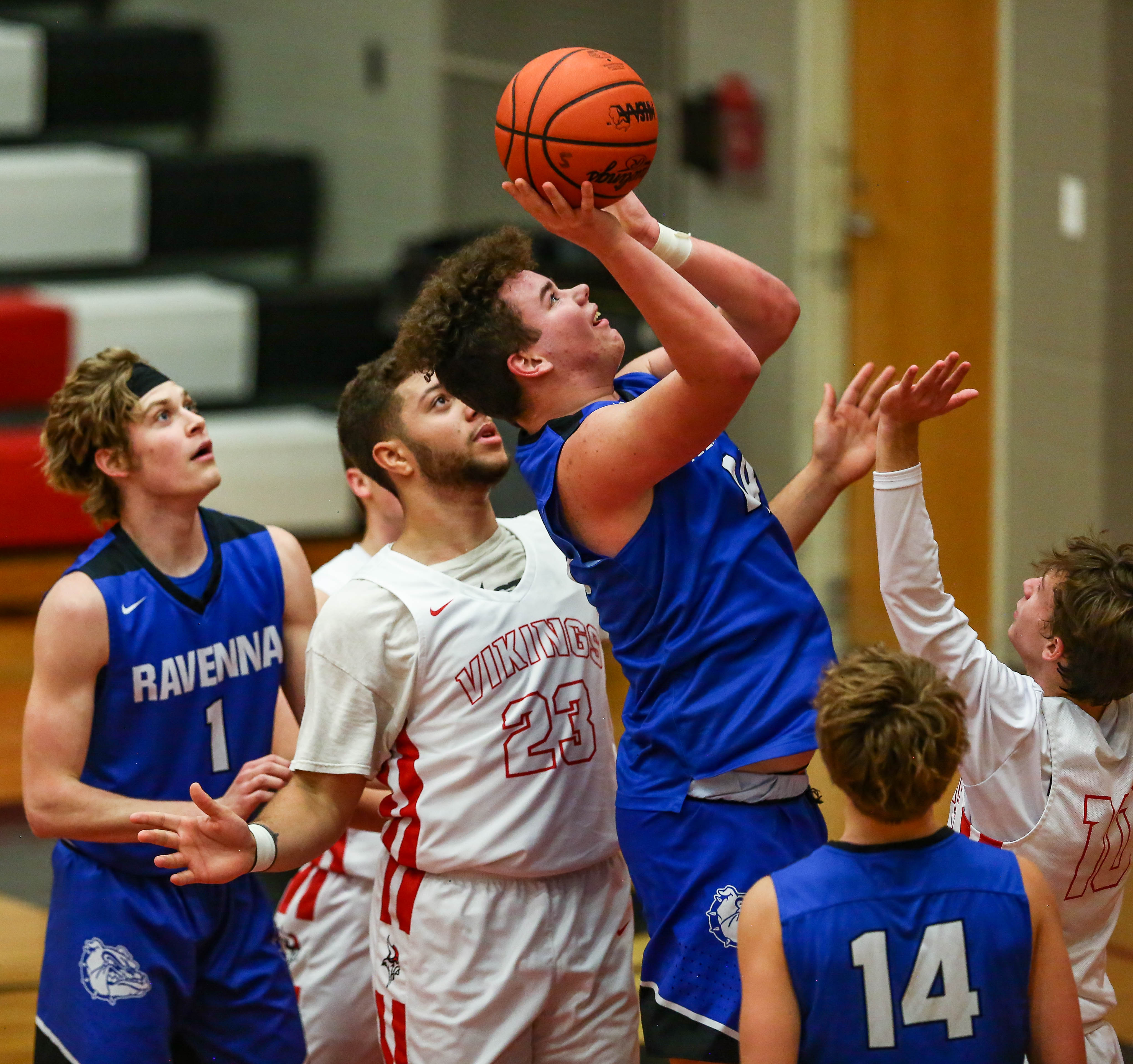 Ravenna defeats Whitehall in boys basketball, 59-29 - mlive.com
