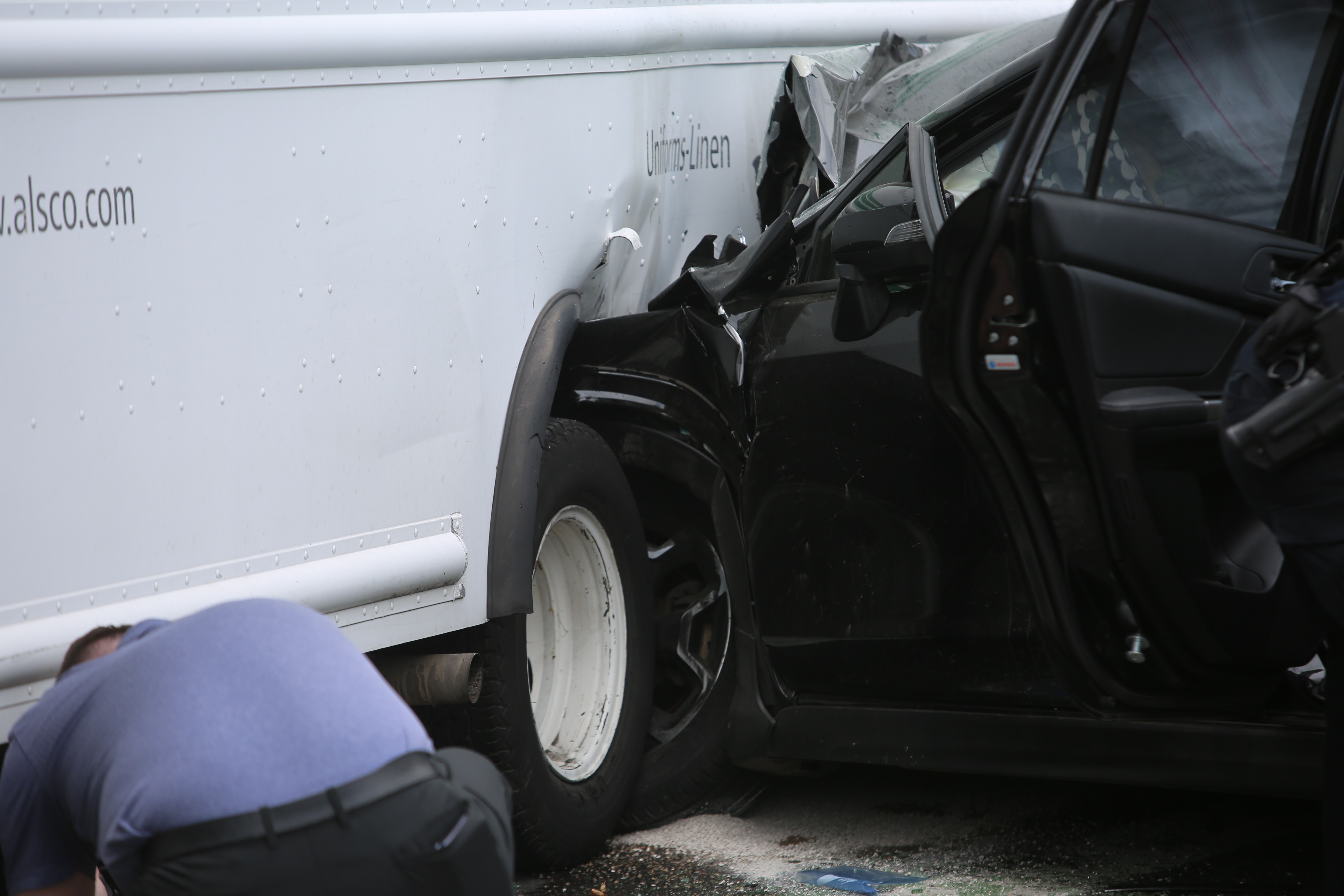 2 arrested after crashing stolen Subaru in Portland, police say ...