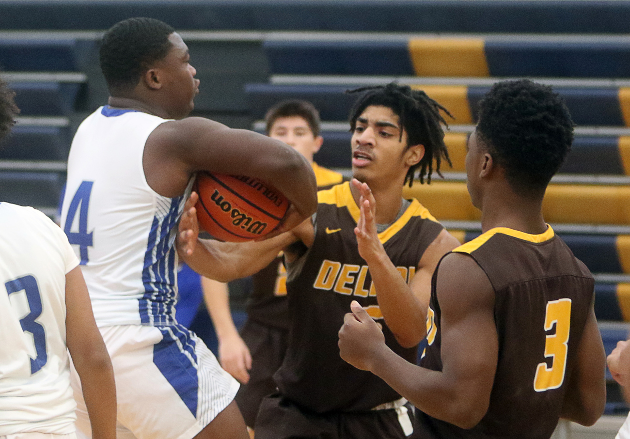 Delran vs. Salem boys basketball at Collingswood High School, Dec. 28 ...