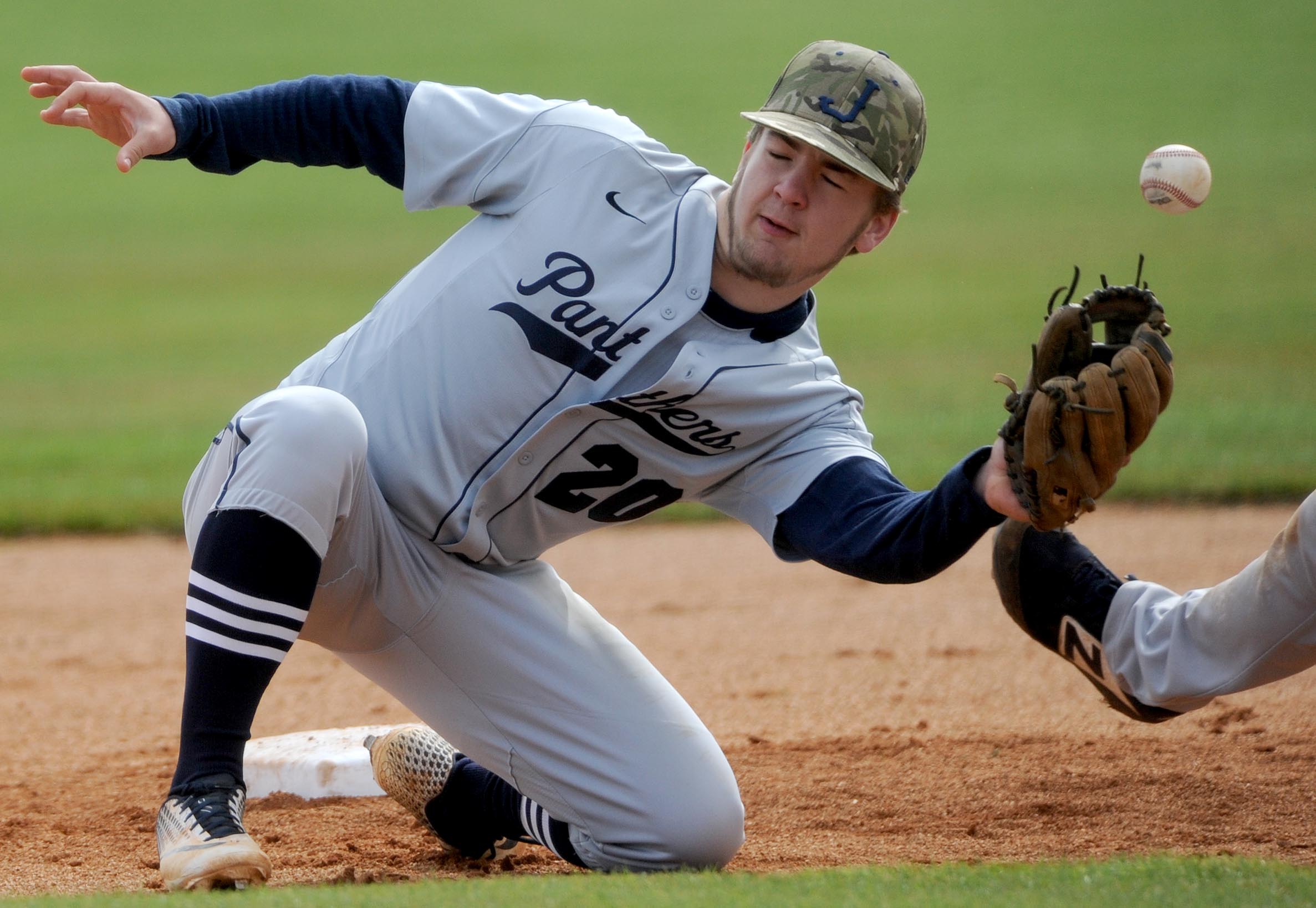 Lee-Huntsville vs. Jemison baseball - al.com