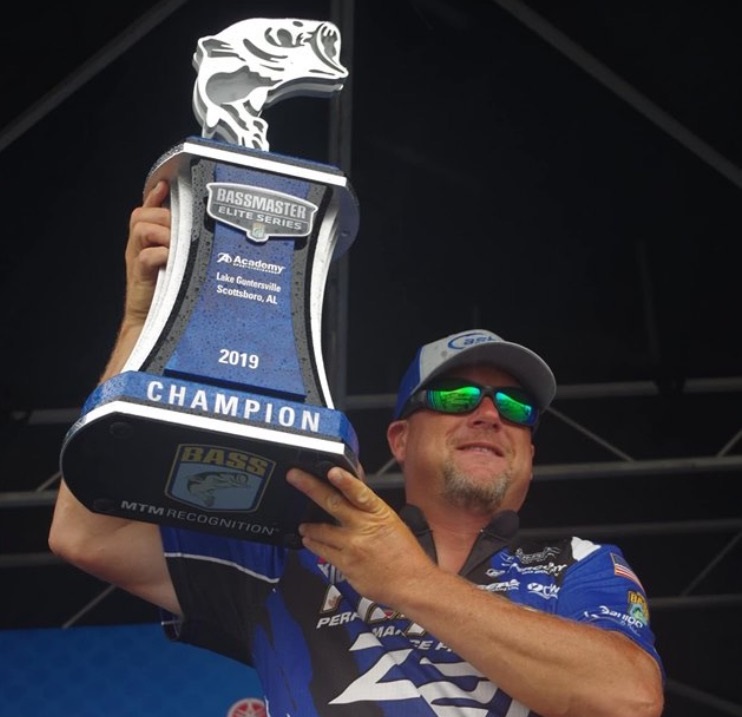 Great comeback: Upstate NY native has won $348,000 as pro bass angler