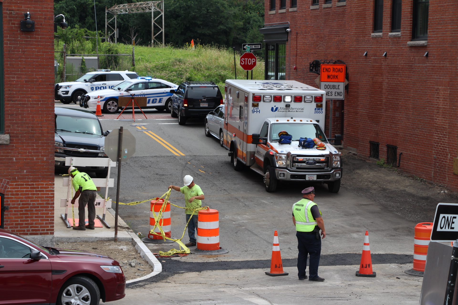 Bomb squad responds to Water Street in Worcester for report of ...