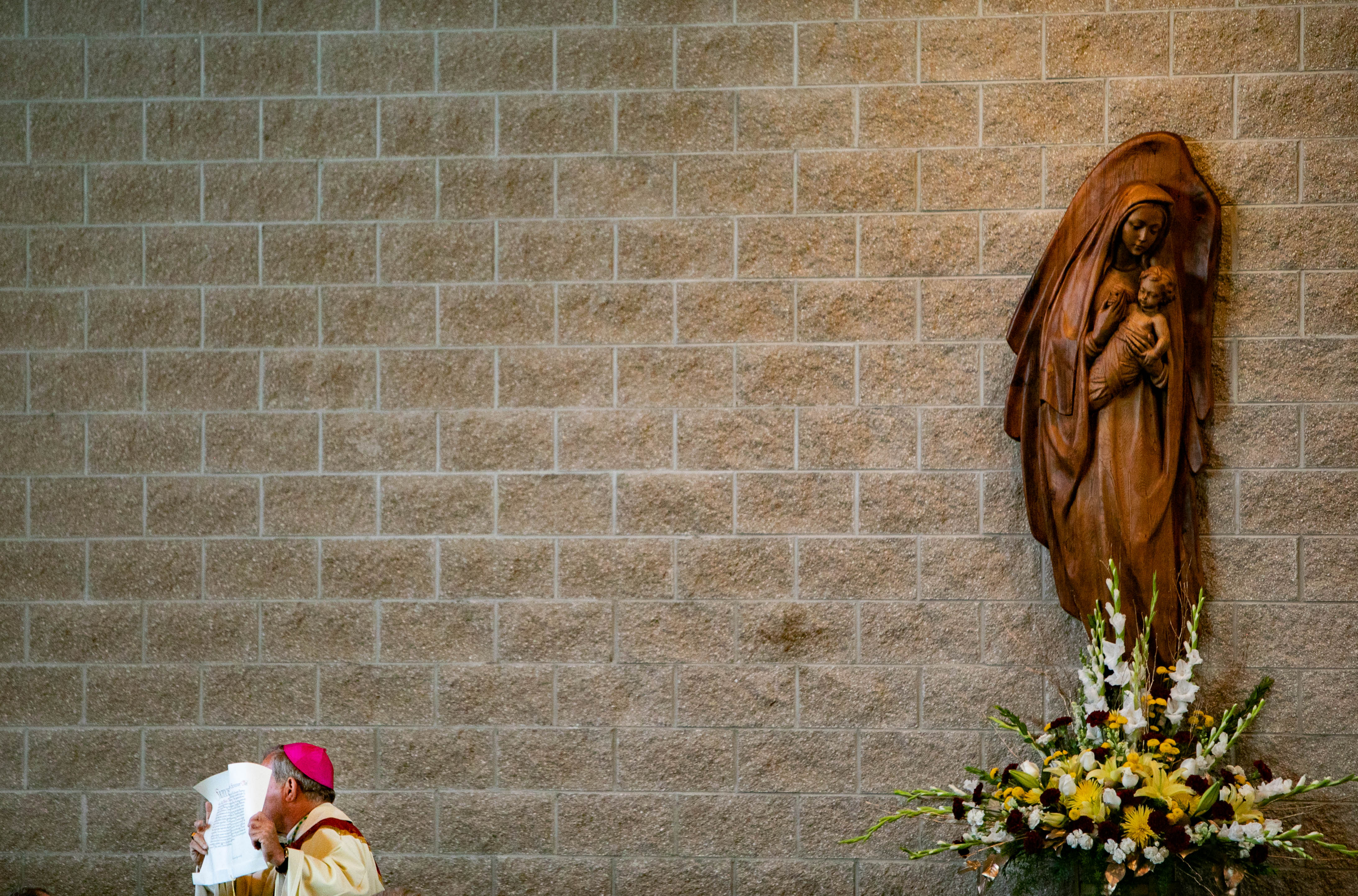 Bishop Robert Gruss installed as the new Bishop of Saginaw - mlive.com