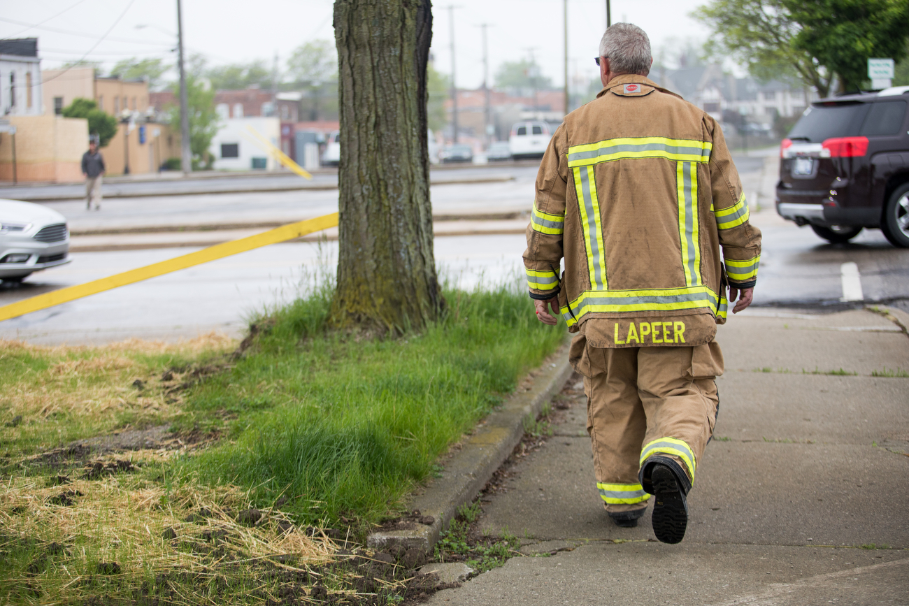 Lapeer Police investigate sewer lines for gasoline leak - mlive.com